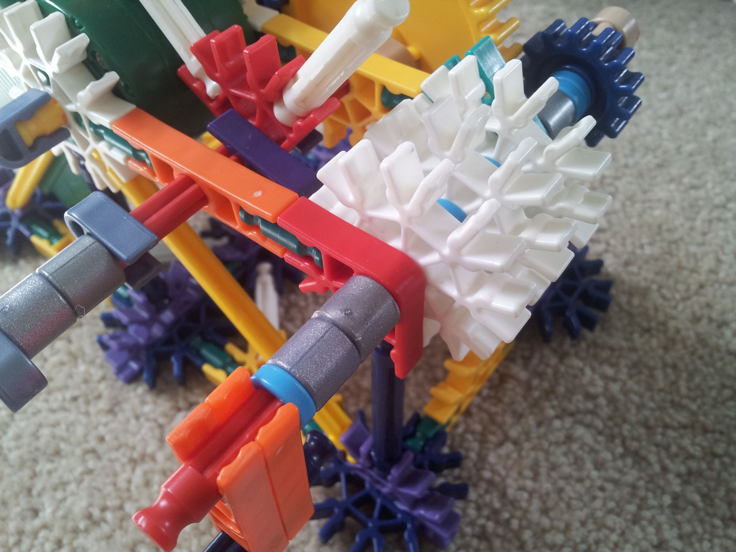 Knex Manual/Motor Gear Box : 7 Steps - Instructables