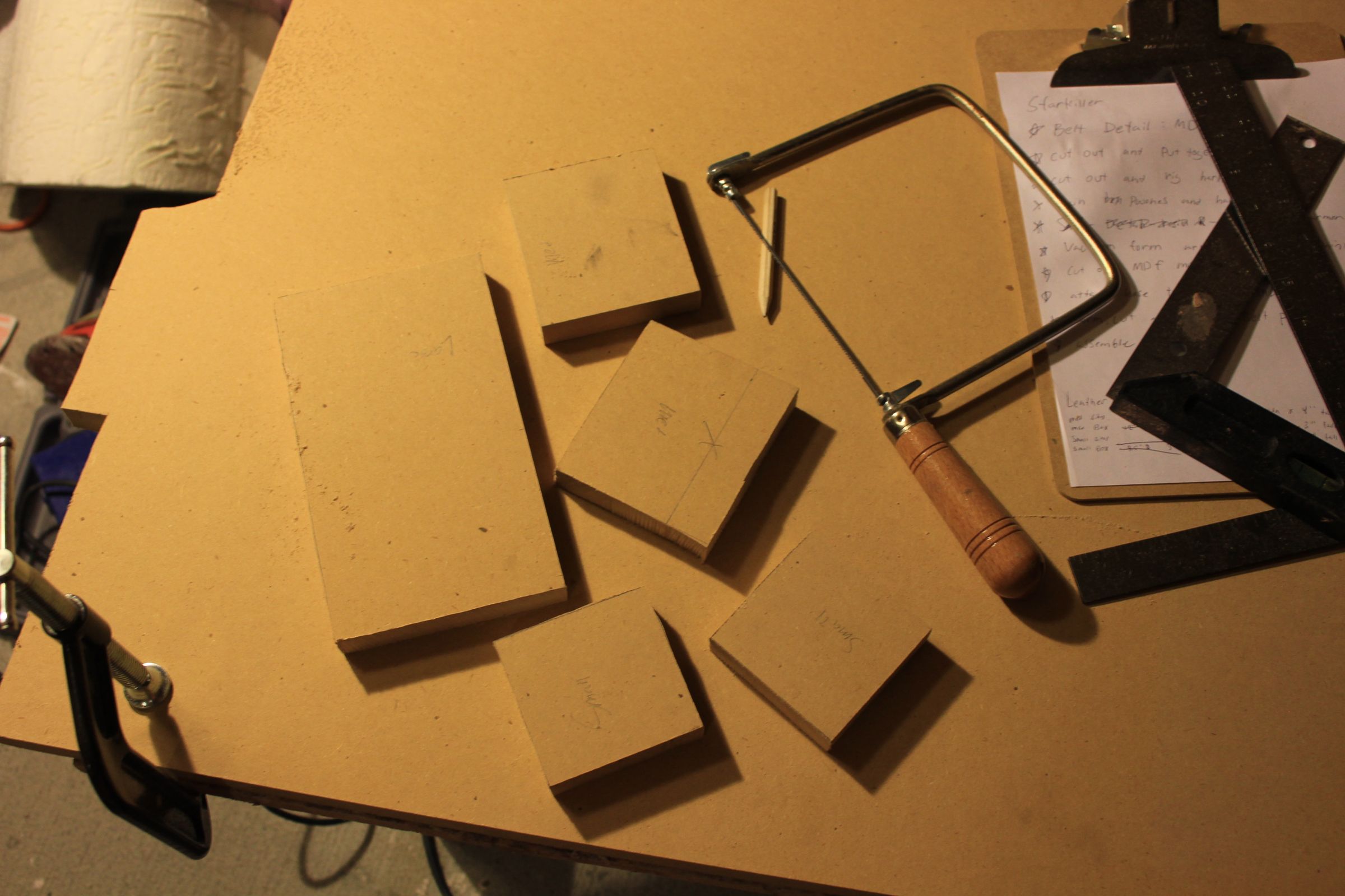 Leather Pouch Tutorial & Intro to Basic Leather Working : 11 Steps ...