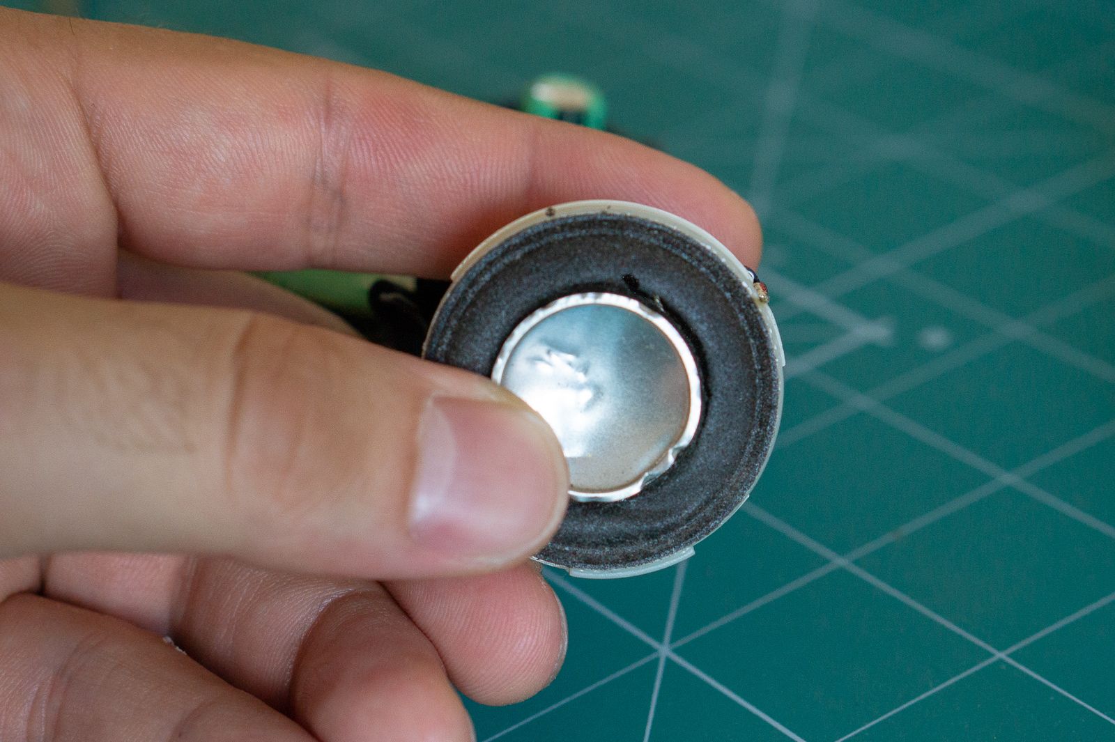 Speaker With Subwoofer From Broken Old Computer Speakers : 22 Steps ...