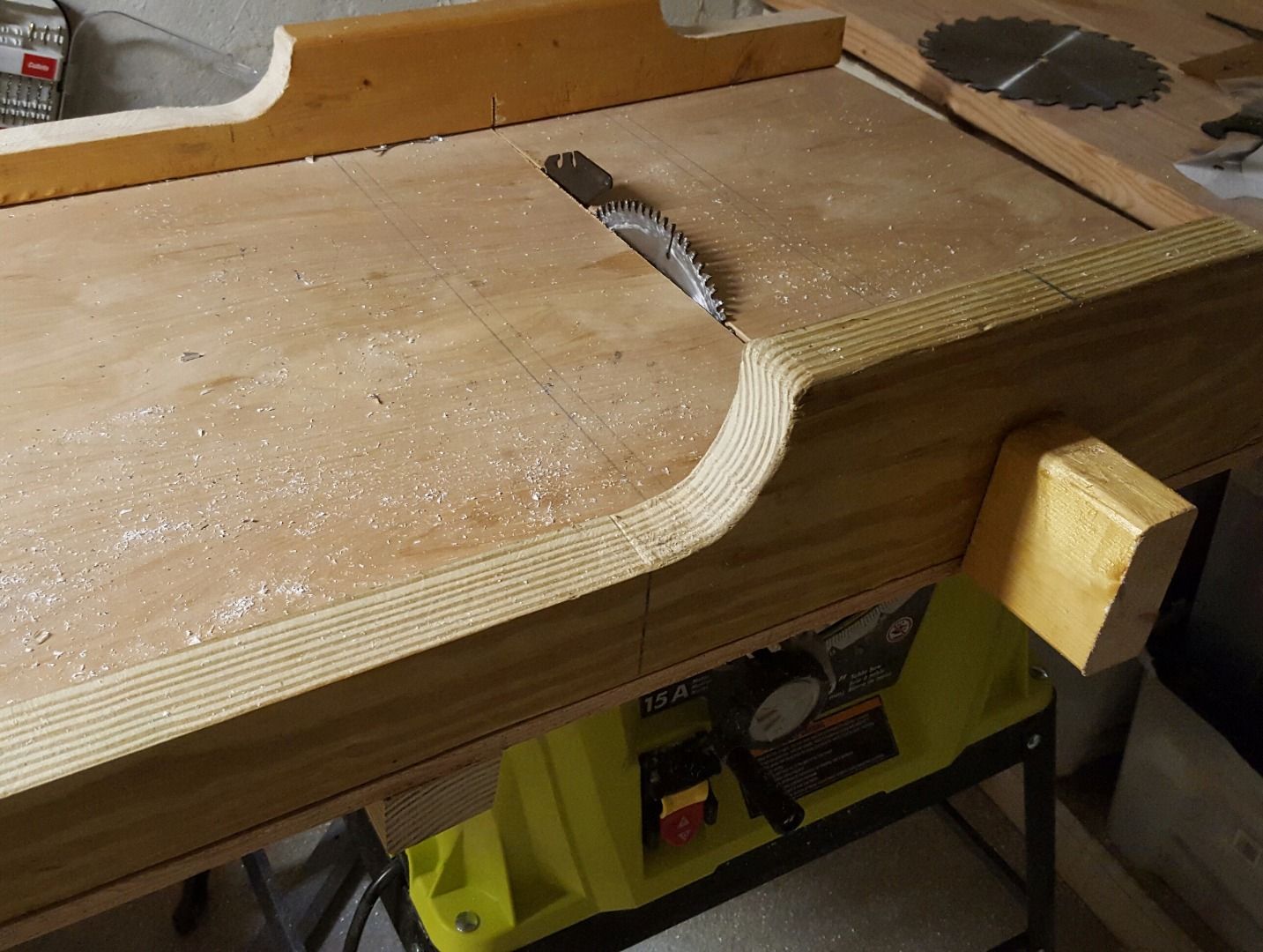 Delta Bot: DIY 3D Printer : 12 Steps (with Pictures) - Instructables