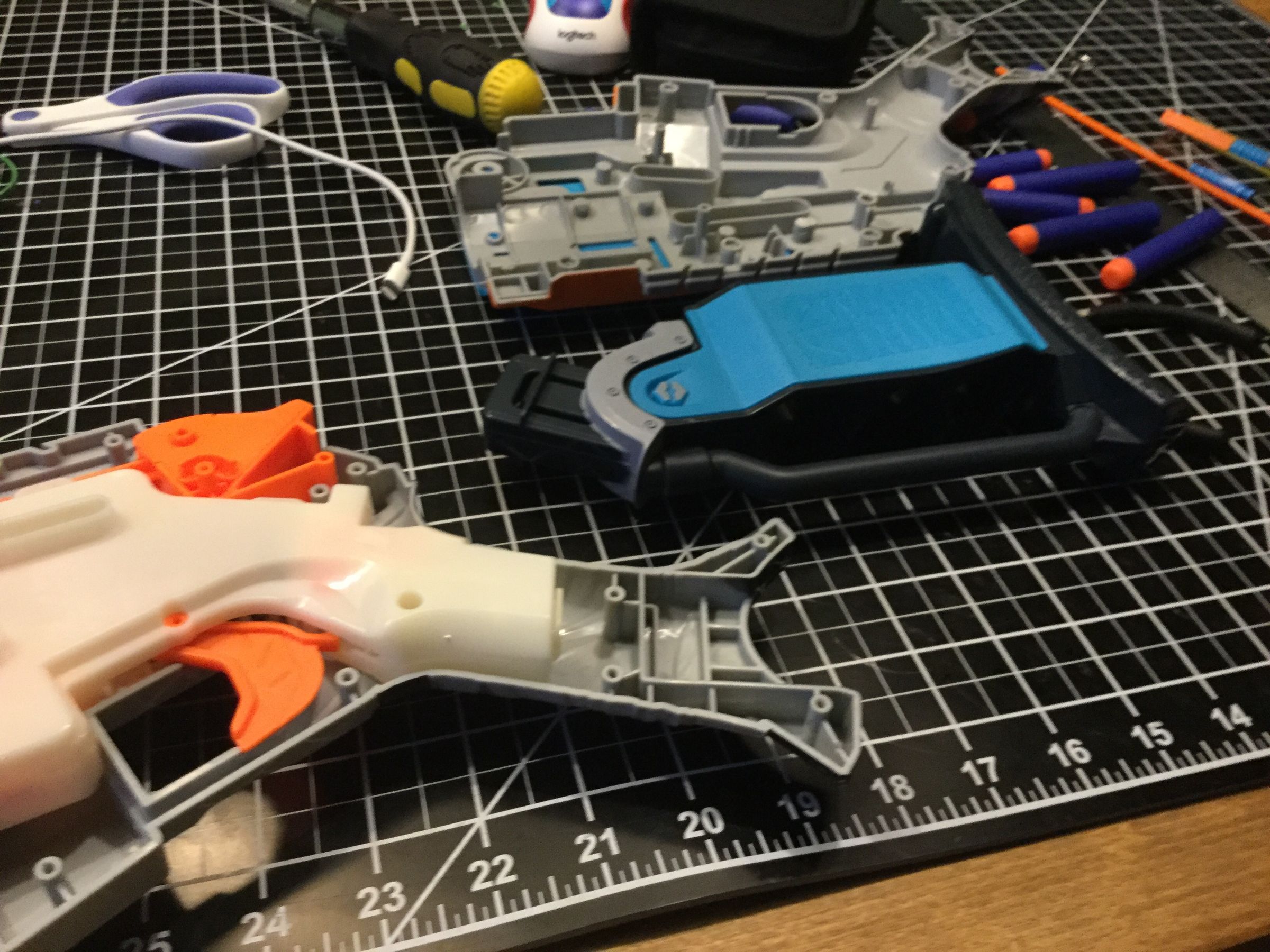 How to Make a Nerf Sawed Off Shotgun : 5 Steps (with Pictures ...