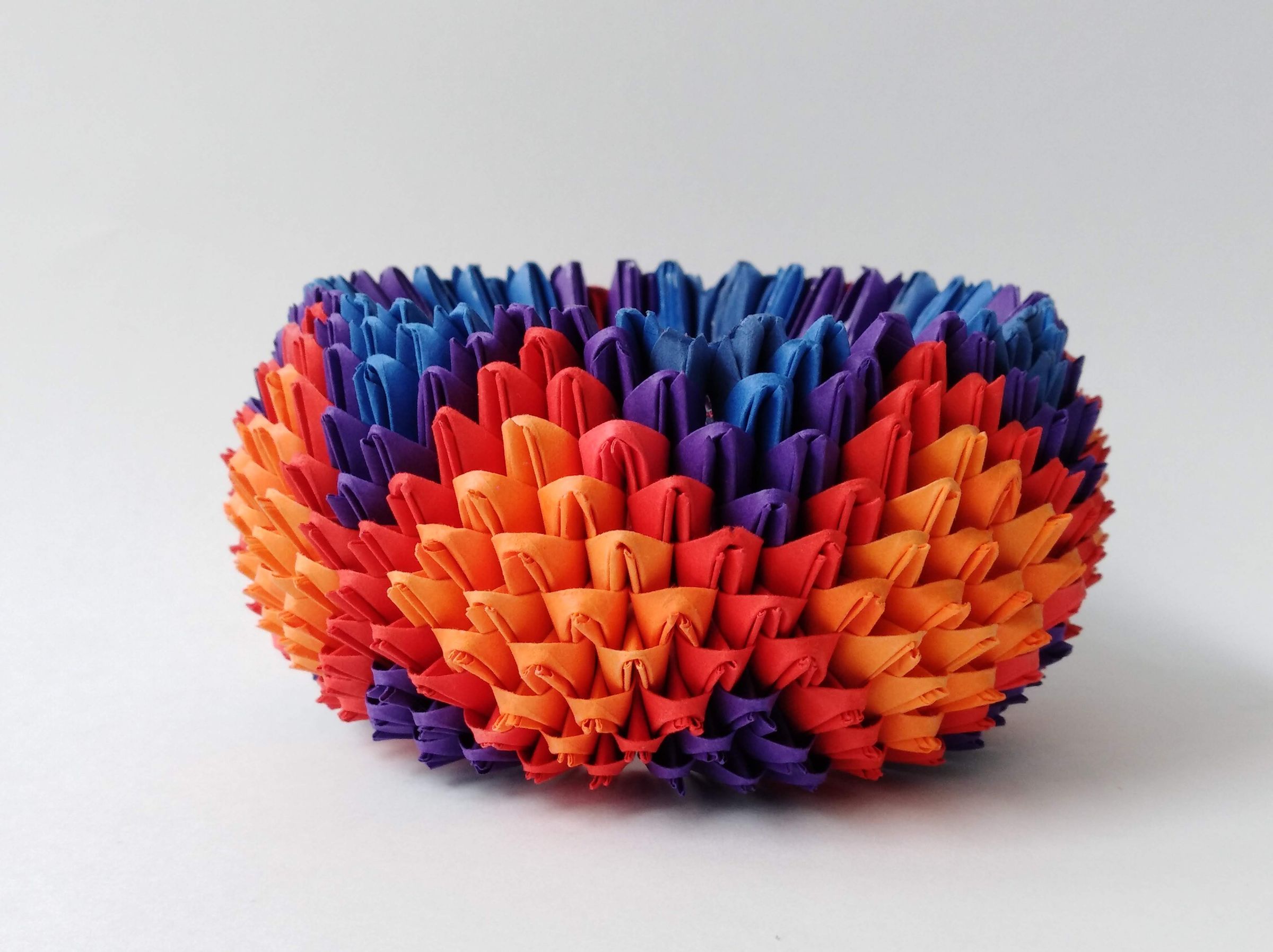 WATERPROOF Rainbow Origami Vase : 7 Steps (with Pictures) - Instructables