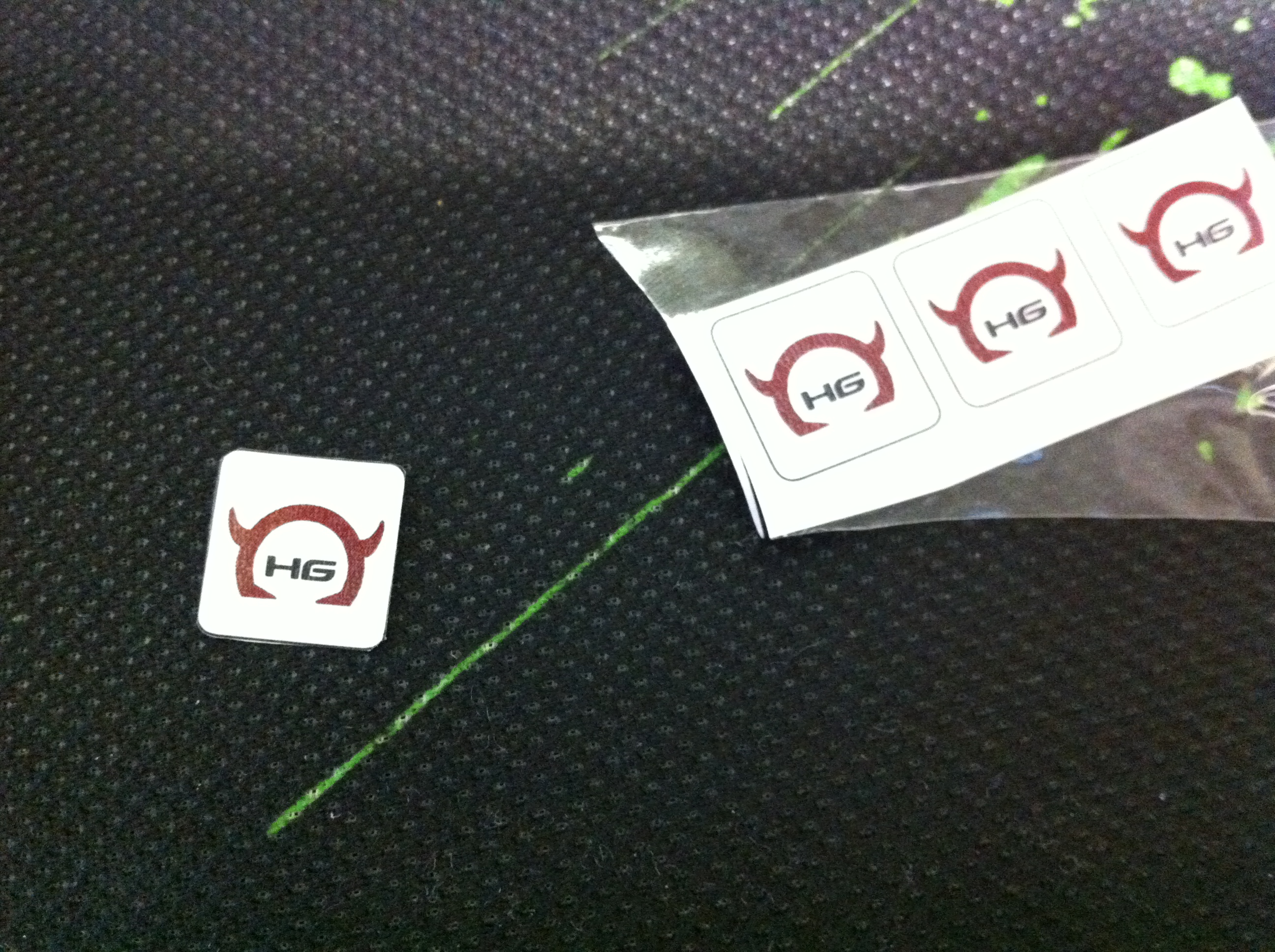 Rubik's Custom Logo Sticker EASY! : 4 Steps - Instructables