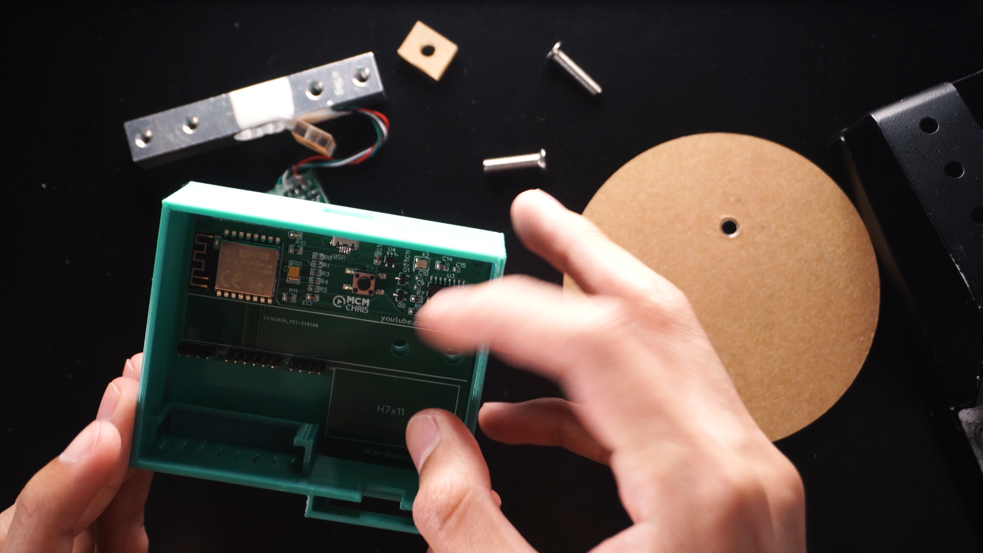 DIY Arduino Smart Digital Scale | ESP8266 + HX711 : 10 Steps (with ...