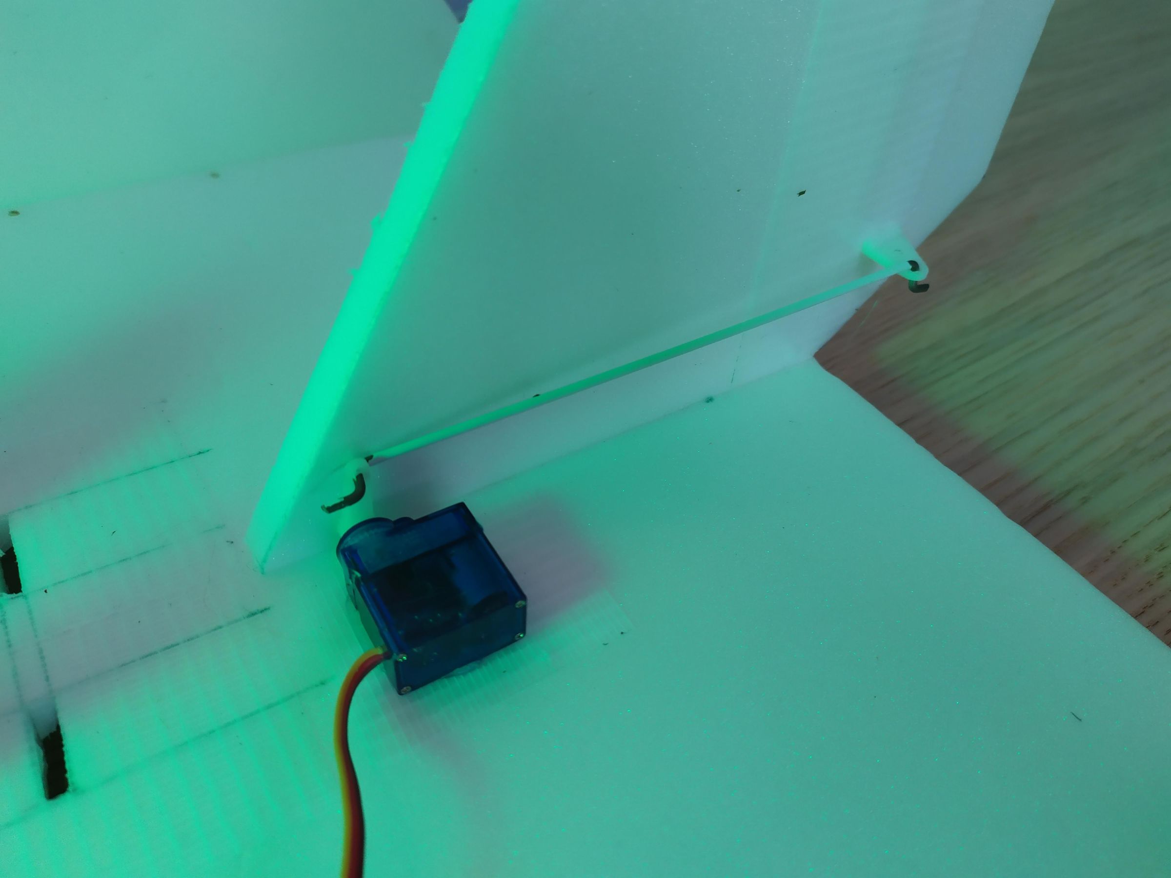 Super FAST RC Ground Effect Vehicle (Ekranoplan) : 5 Steps (with ...