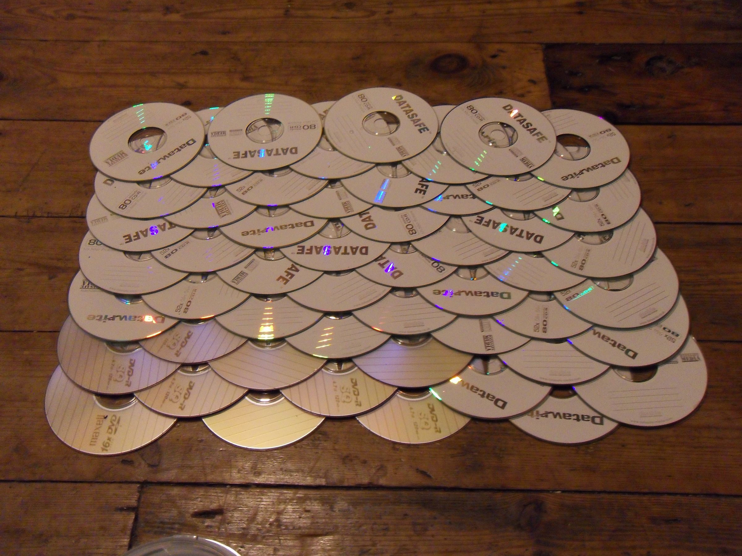 CD/DVD Roofing Concept : 7 Steps (with Pictures) - Instructables