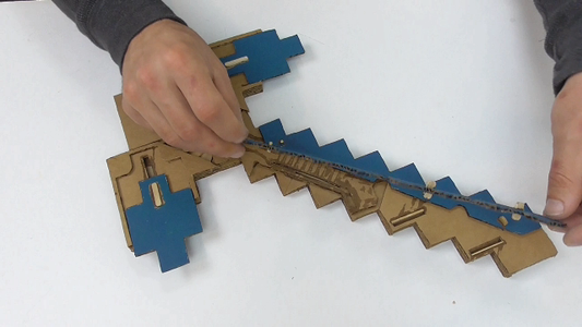 Minecraft Transforming Sword / Pickaxe From Cardboard DIY : 3 Steps ...