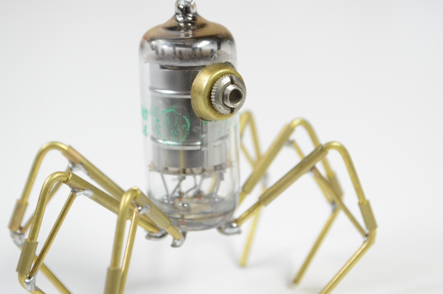 Make a Mechanical Bug From a Vacuum Tube : 8 Steps (with Pictures ...