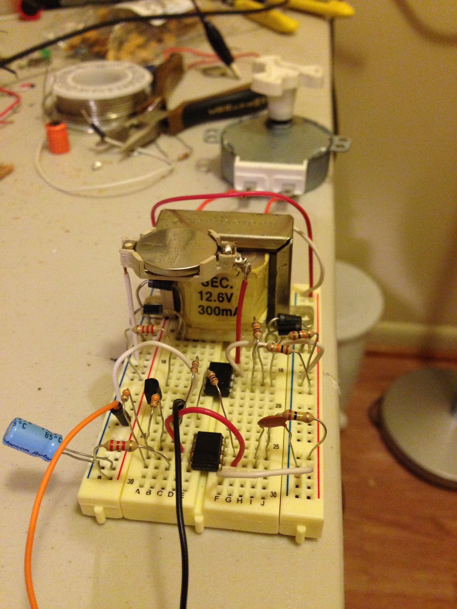 Hand-crank IPhone Charger : 4 Steps (with Pictures) - Instructables