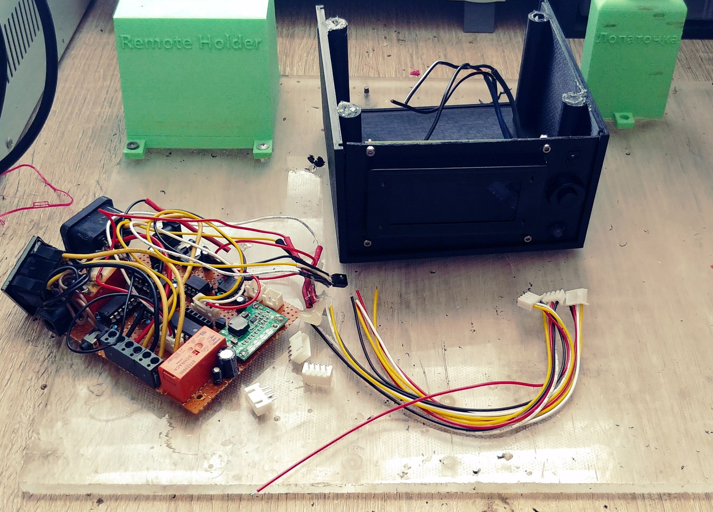 Remote Controlled Computer Desk : 8 Steps (with Pictures) - Instructables