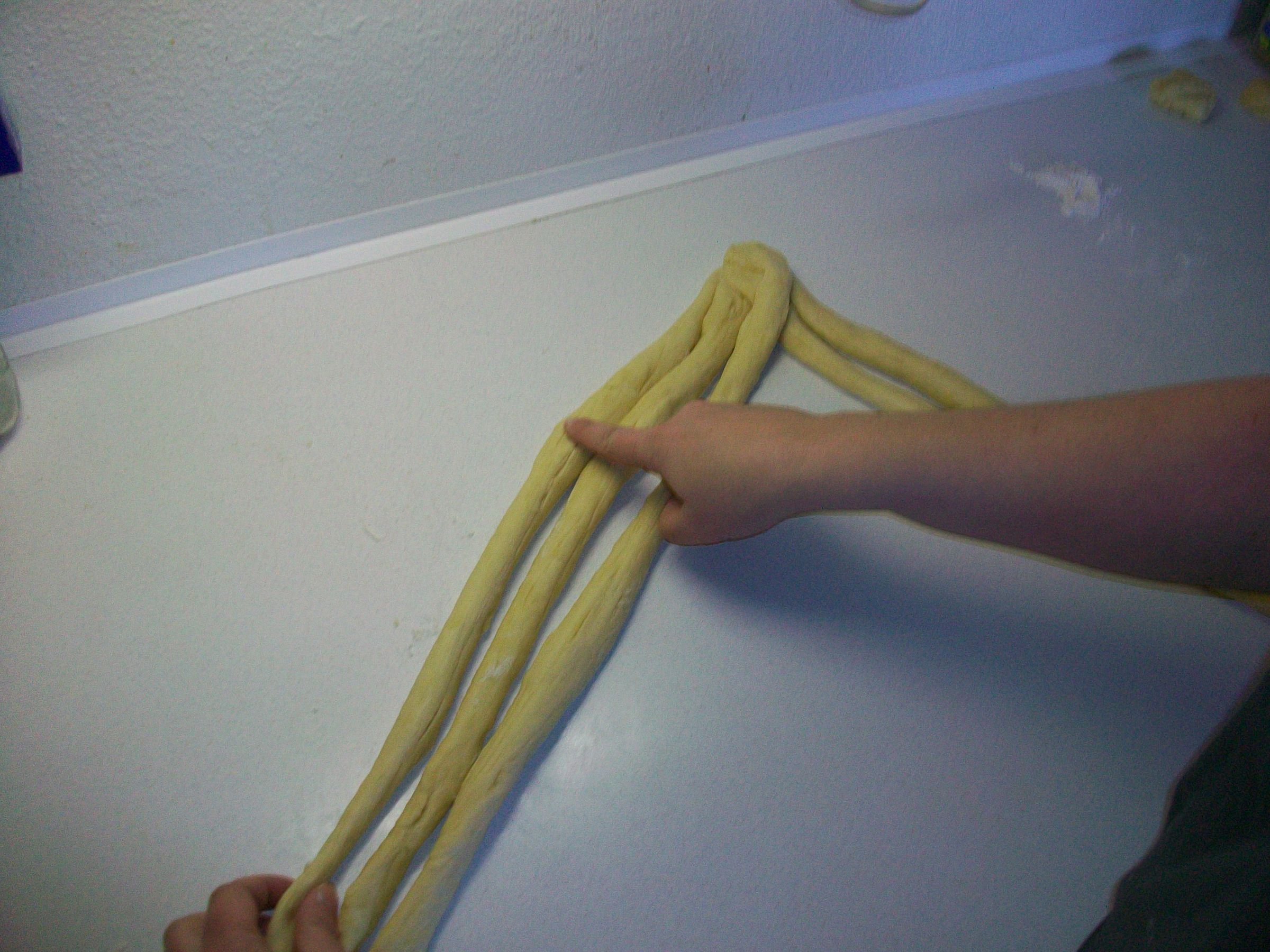 How to Braid Challah - 5 Strand Method - Instructables