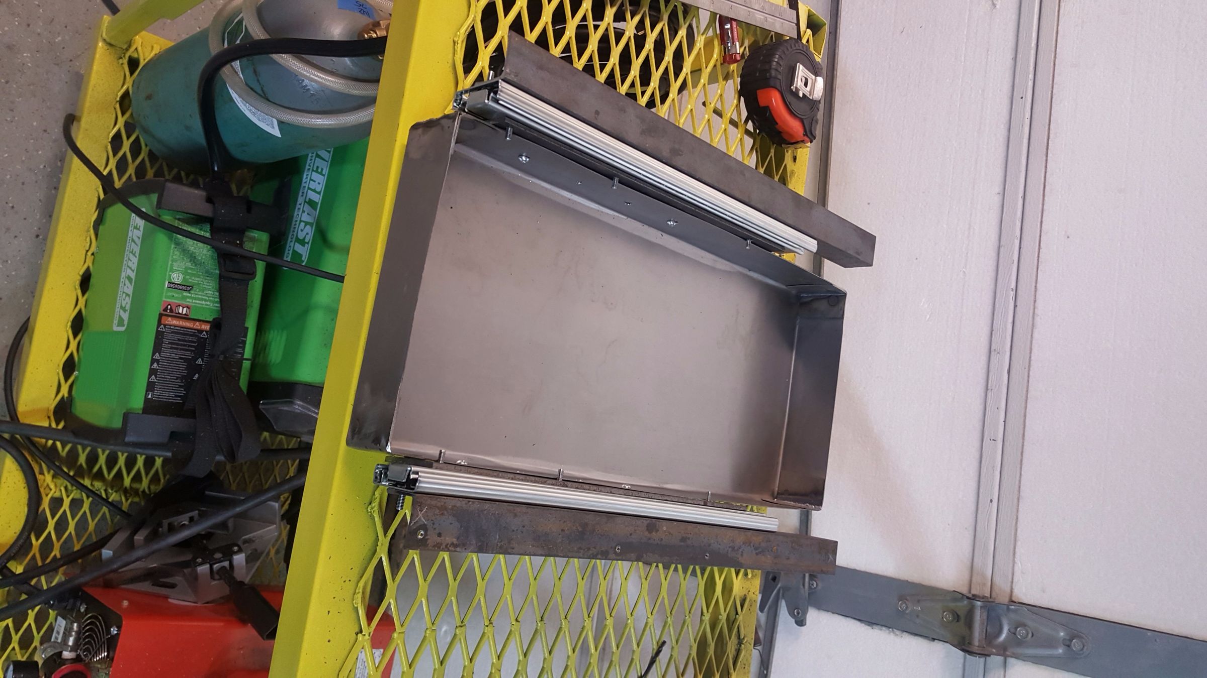 How to Make a Metal Drawer! : 10 Steps (with Pictures) - Instructables