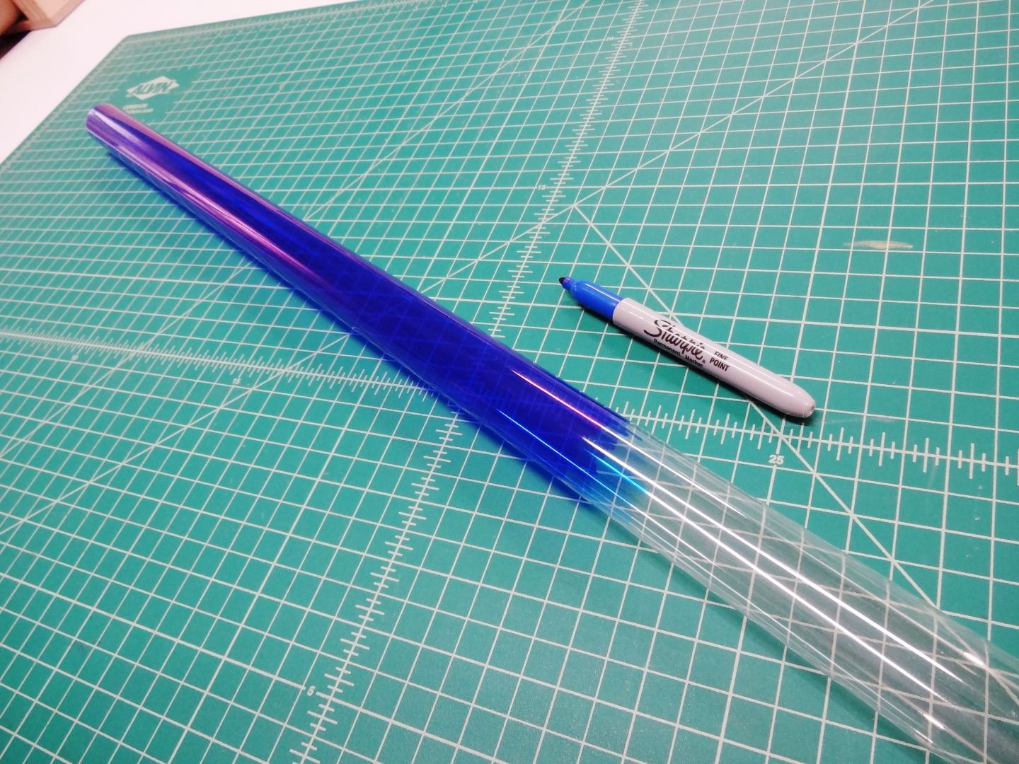 Easy $5 Lightsabers : 18 Steps (with Pictures) - Instructables