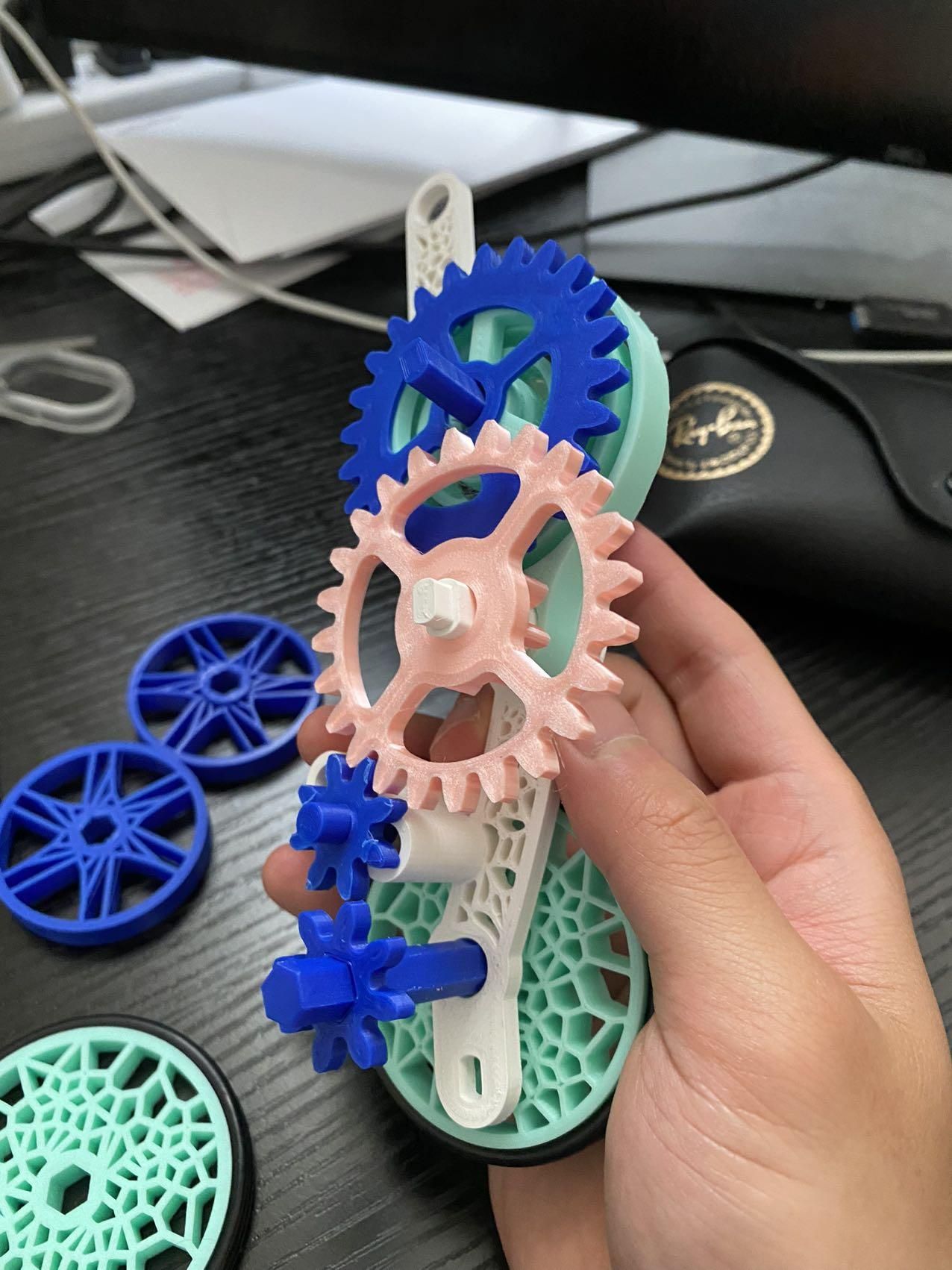 3D-Printed Stylish Wind-up Motor Car : 16 Steps (with Pictures ...