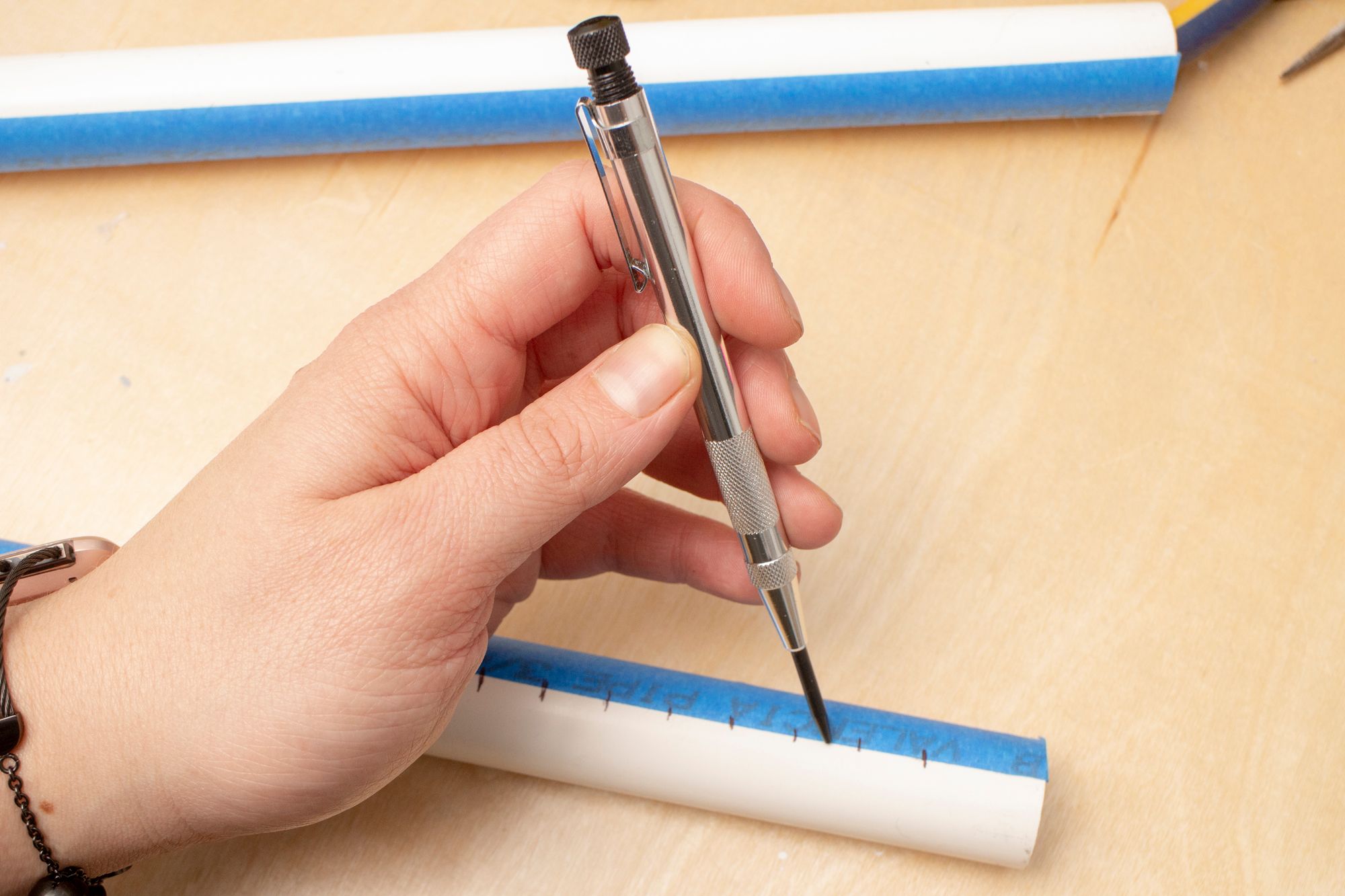 Make a Basic Loom With PVC Pipe : 15 Steps (with Pictures) - Instructables
