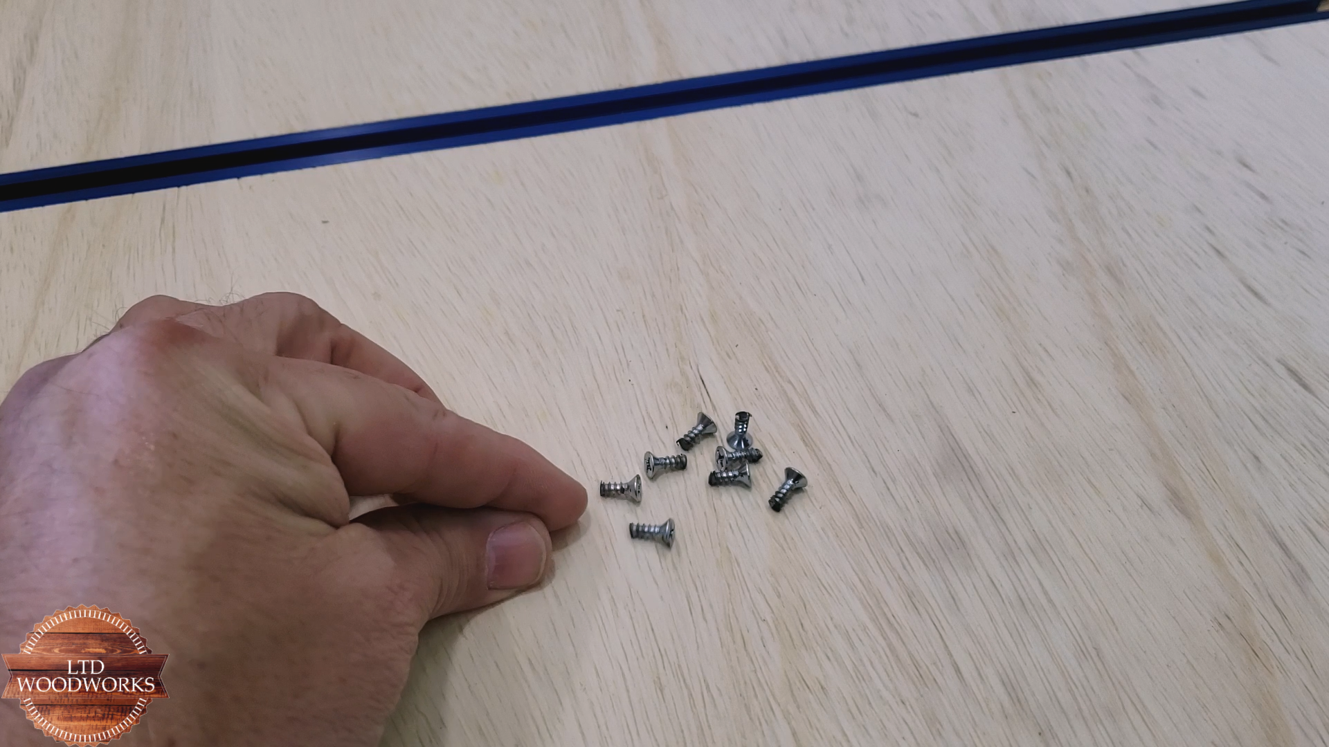 How to Make a Table Saw Crosscut Sled : 15 Steps (with Pictures ...