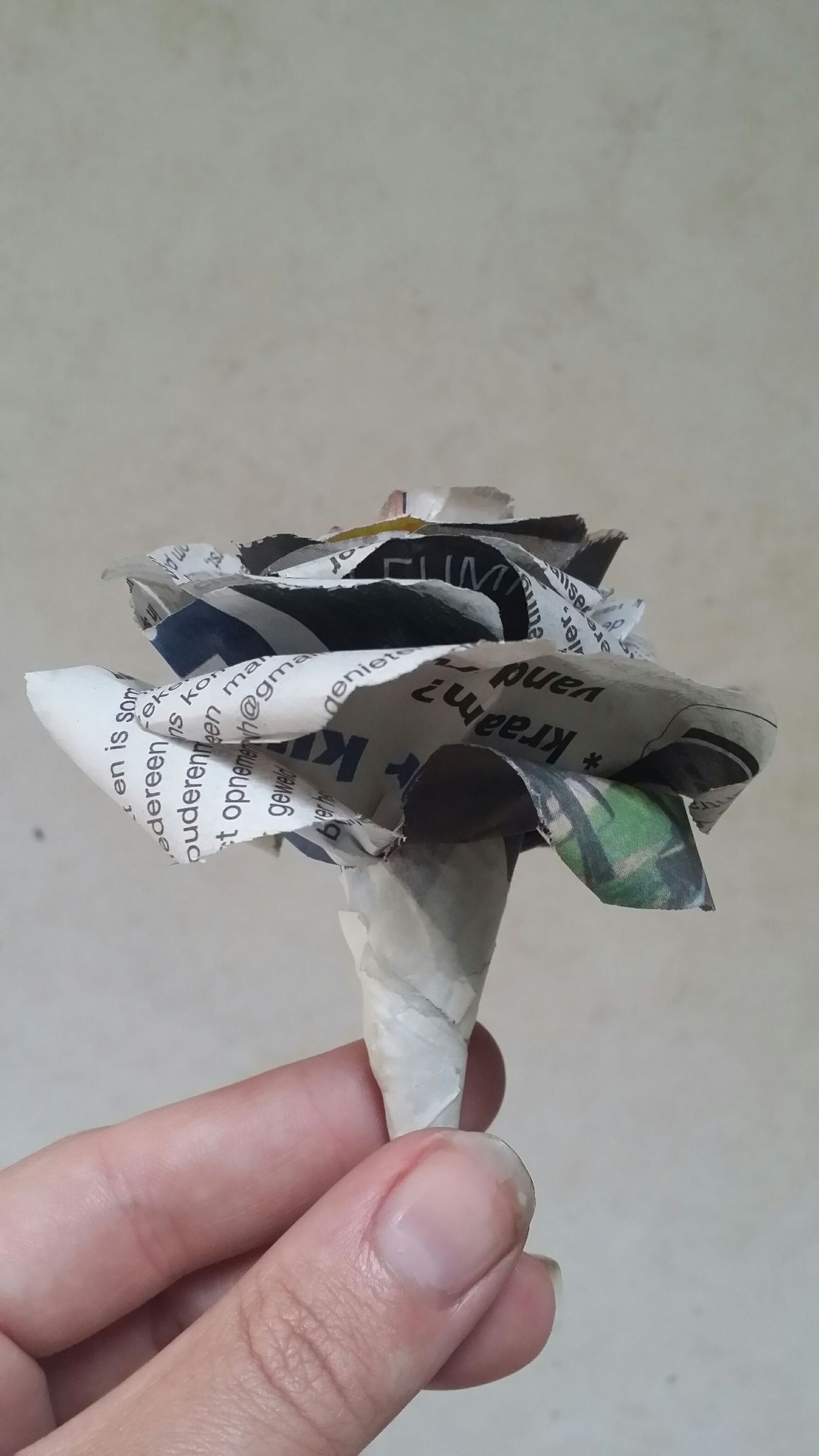 Newspaper Roses : 8 Steps - Instructables