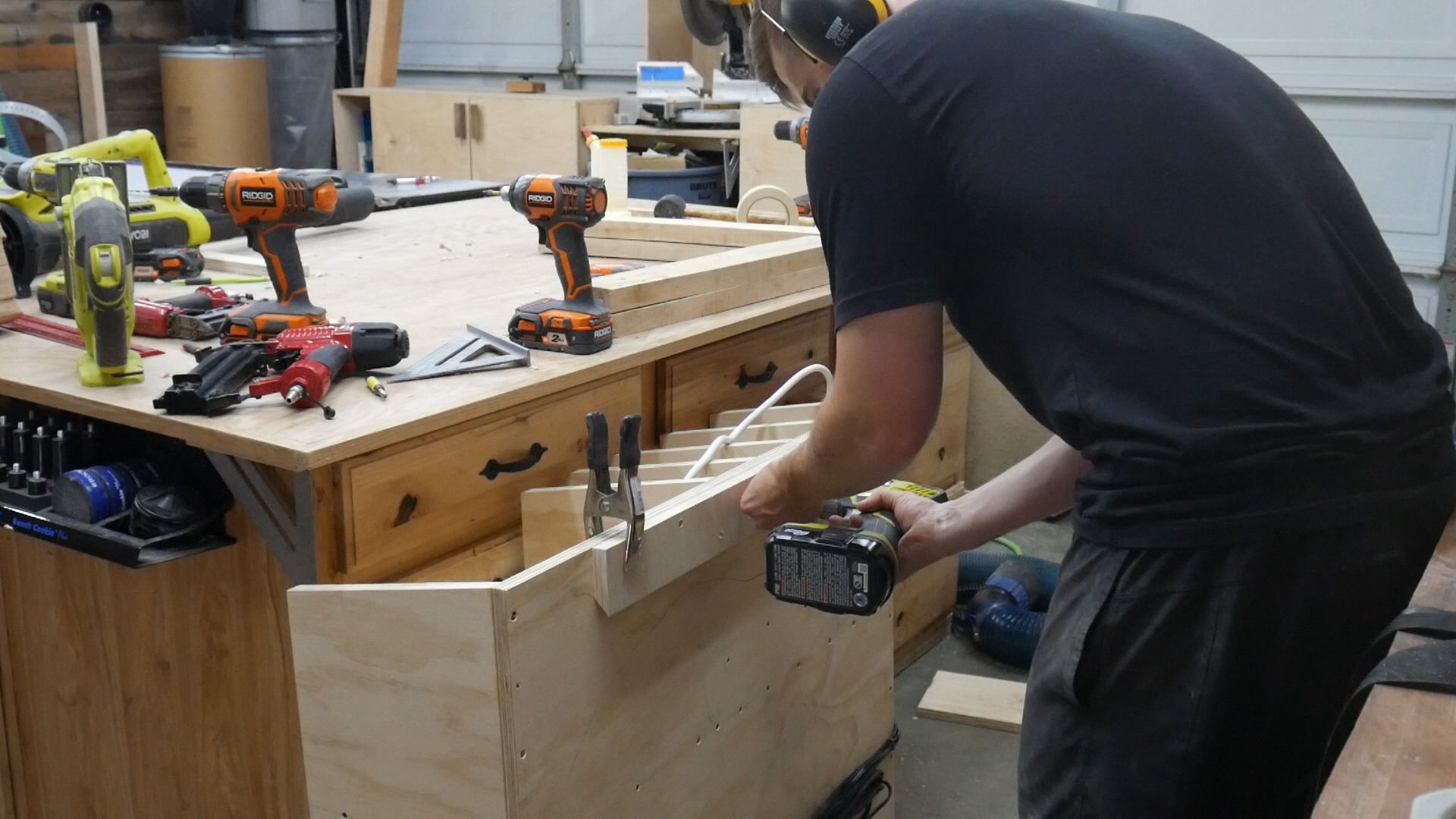 Ultimate Drill Charging / Storage Station : 13 Steps (with Pictures ...