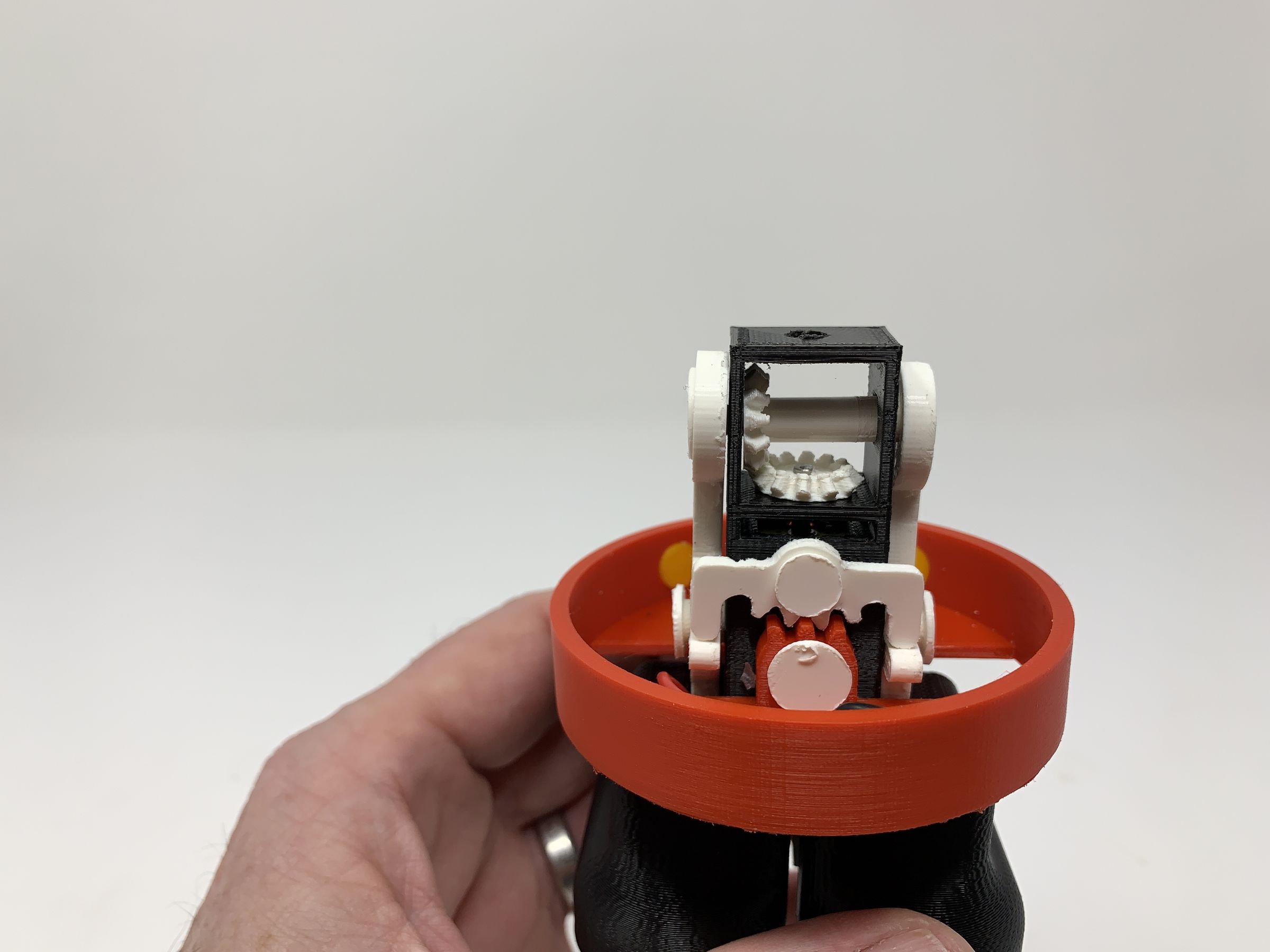 Robotic Nutcracker Pin Walker : 8 Steps (with Pictures) - Instructables