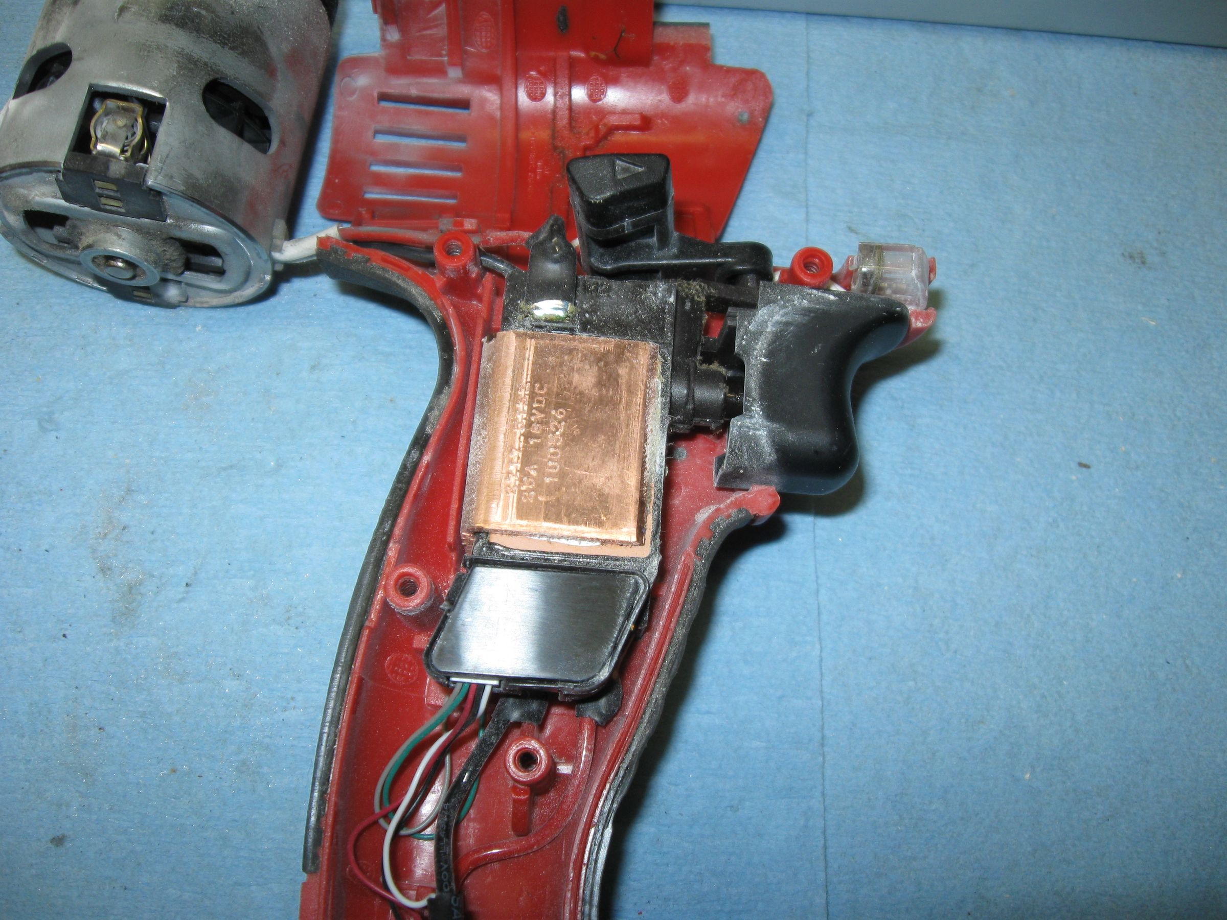 Mini Metal Lathe : 9 Steps (with Pictures) - Instructables