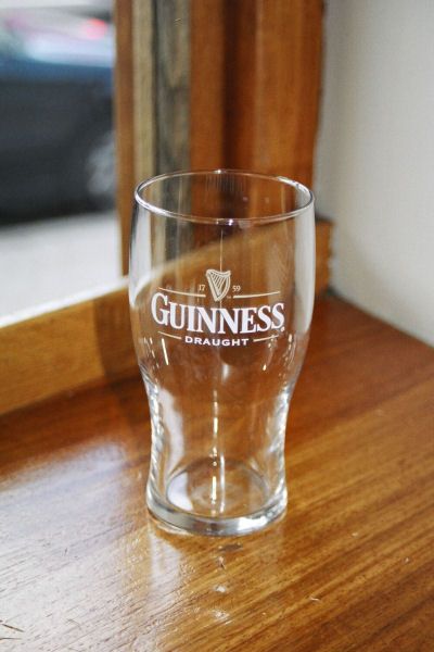 How to Pour Beer - Bottle and Draught (aka Draft or Tap) : 8 Steps ...