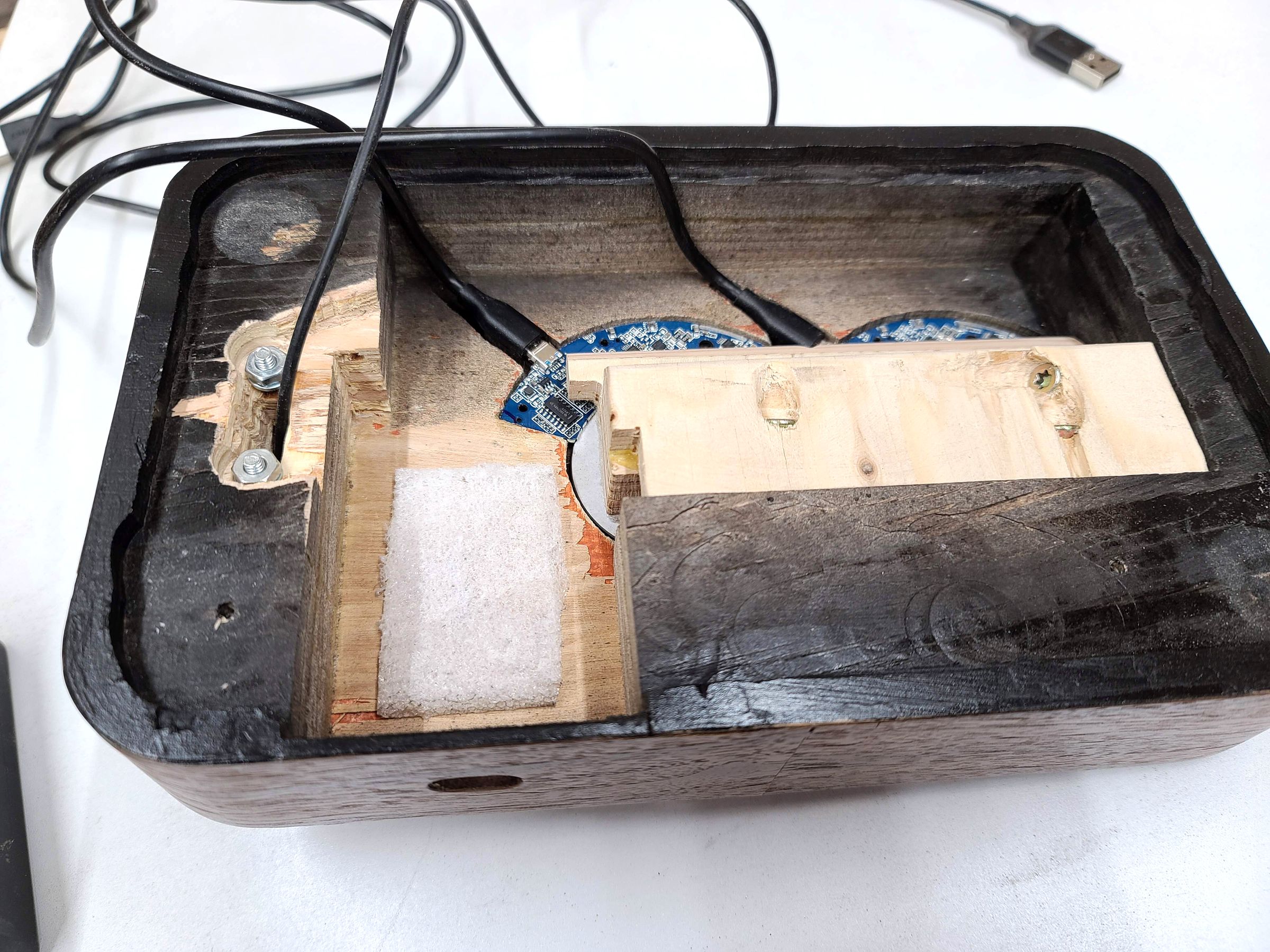 Wireless Charging Station : 20 Steps (with Pictures) - Instructables