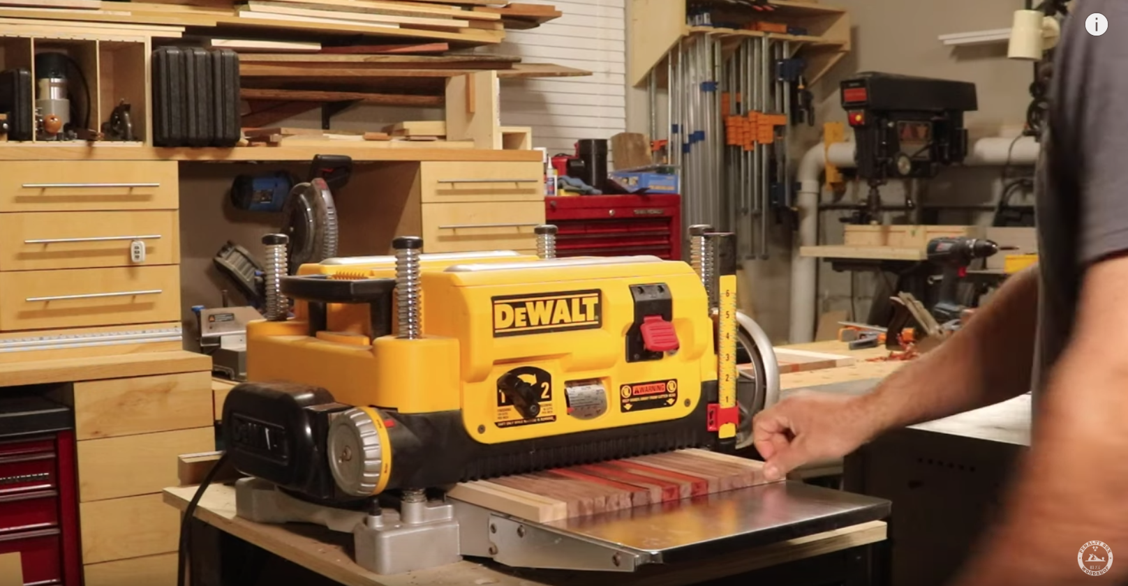 How to Make a Simple Planer Sled for Flattening Wide Boards : 4 Steps ...