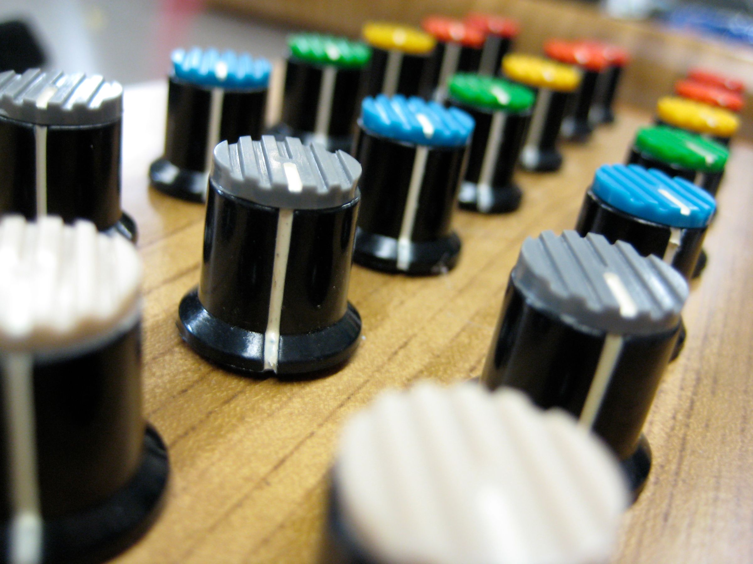 Simple Sequencer : 16 Steps (with Pictures) - Instructables