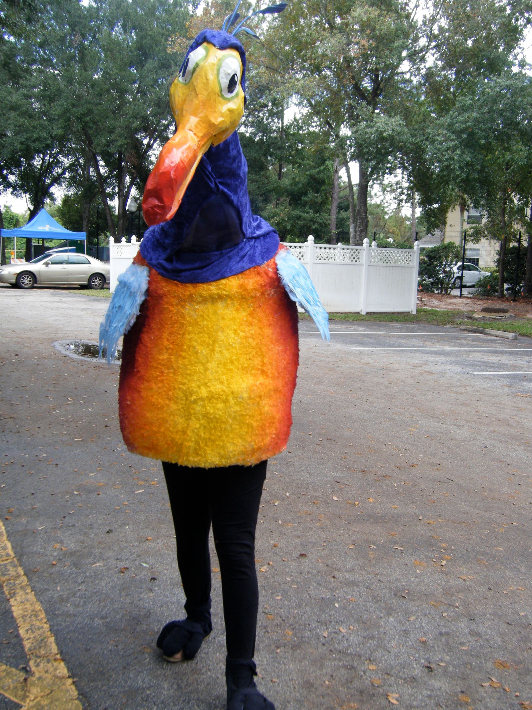 How to Create a Kevin Costume (The Bird From UP) : 8 Steps (with ...