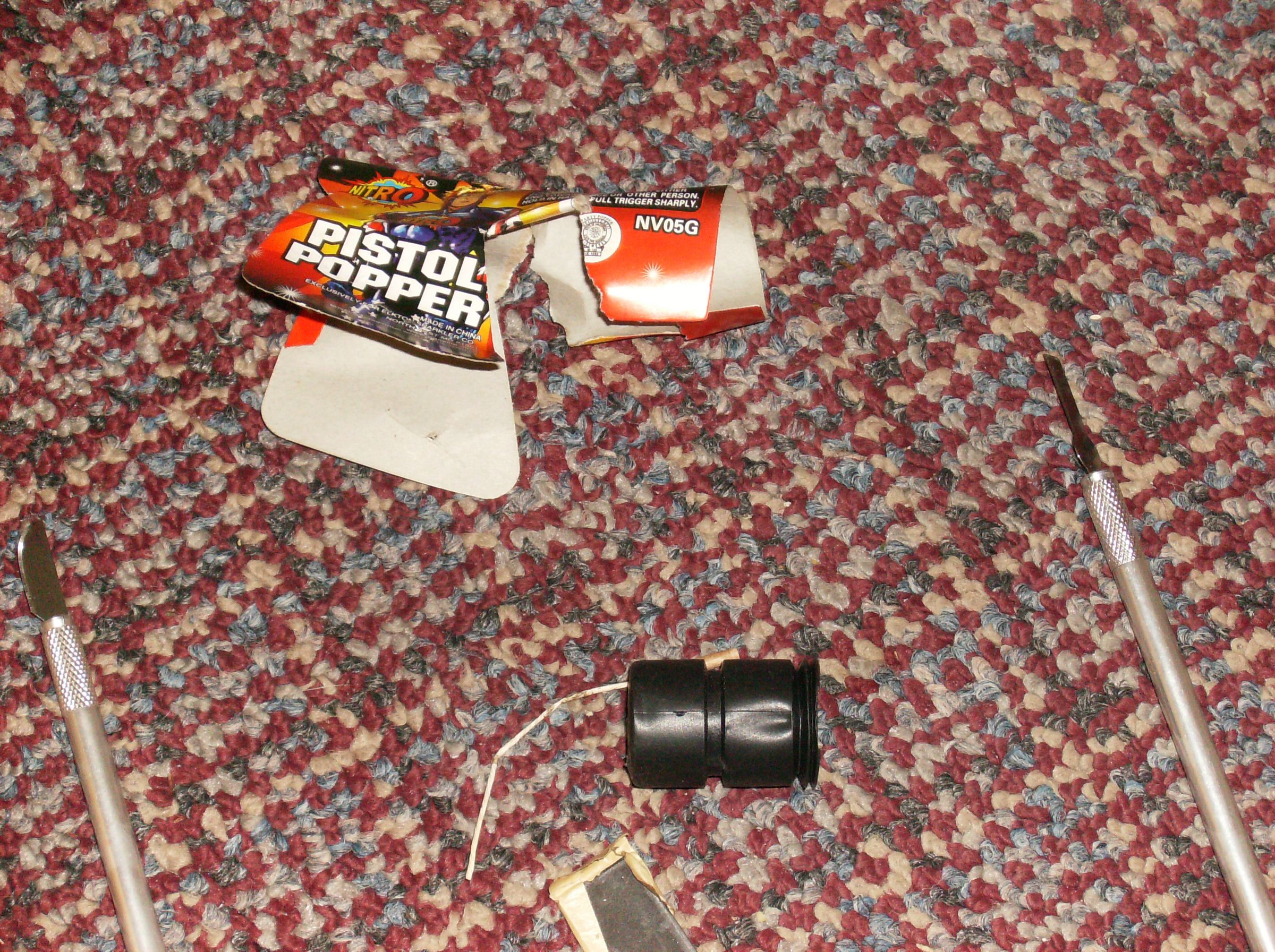 MINI FLASH BANG : 4 Steps - Instructables