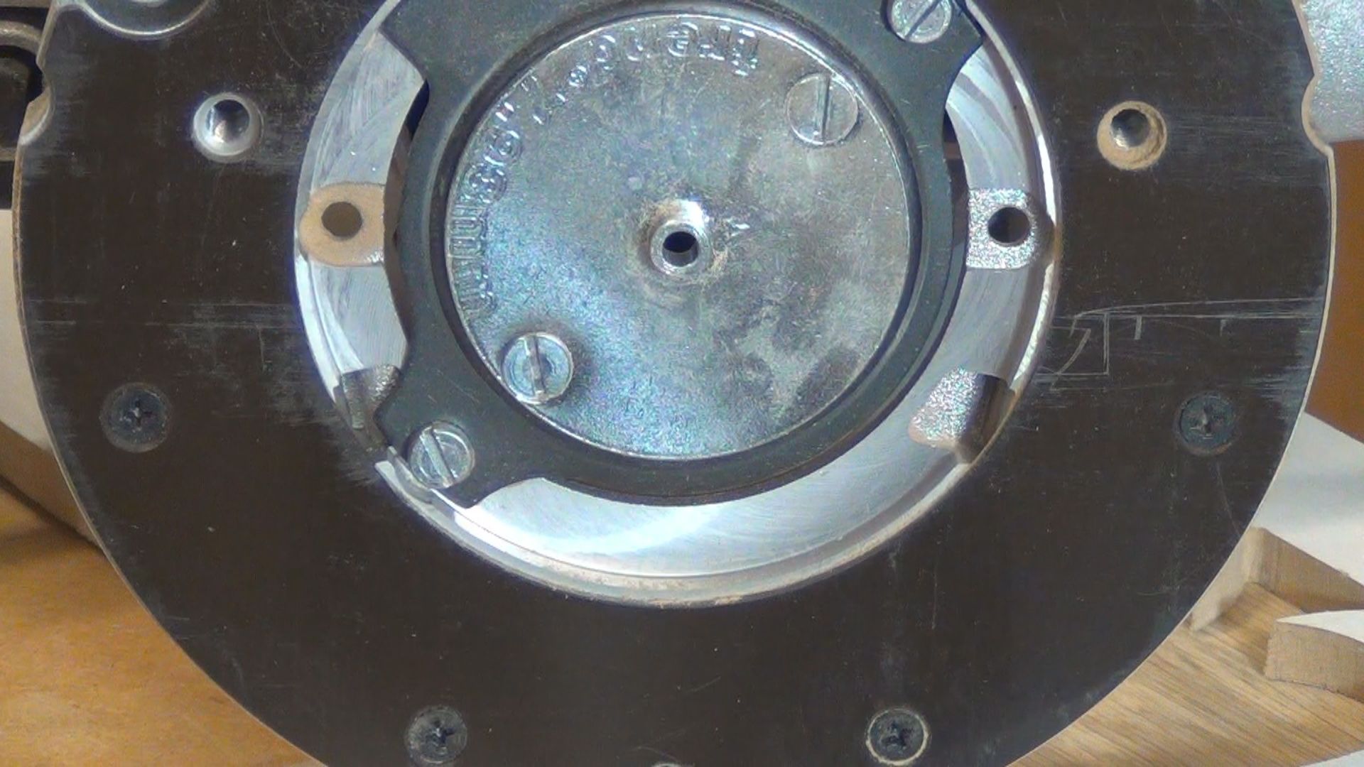 Router Inlays With a Guide Bush and Collar : 5 Steps (with Pictures ...