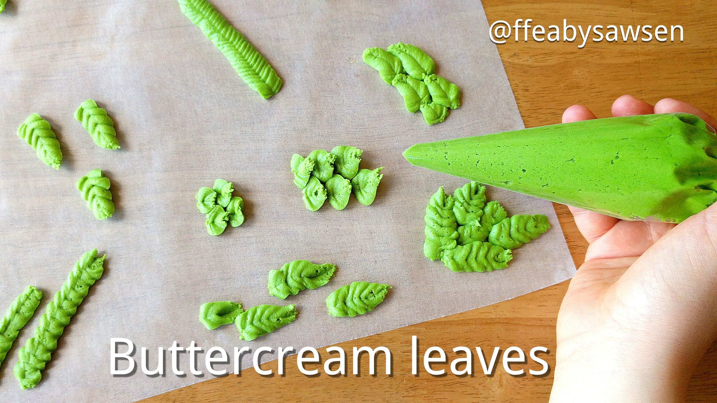 DIY Leaf Piping Tip & 8 Buttercream Leaves : 3 Steps (with Pictures ...