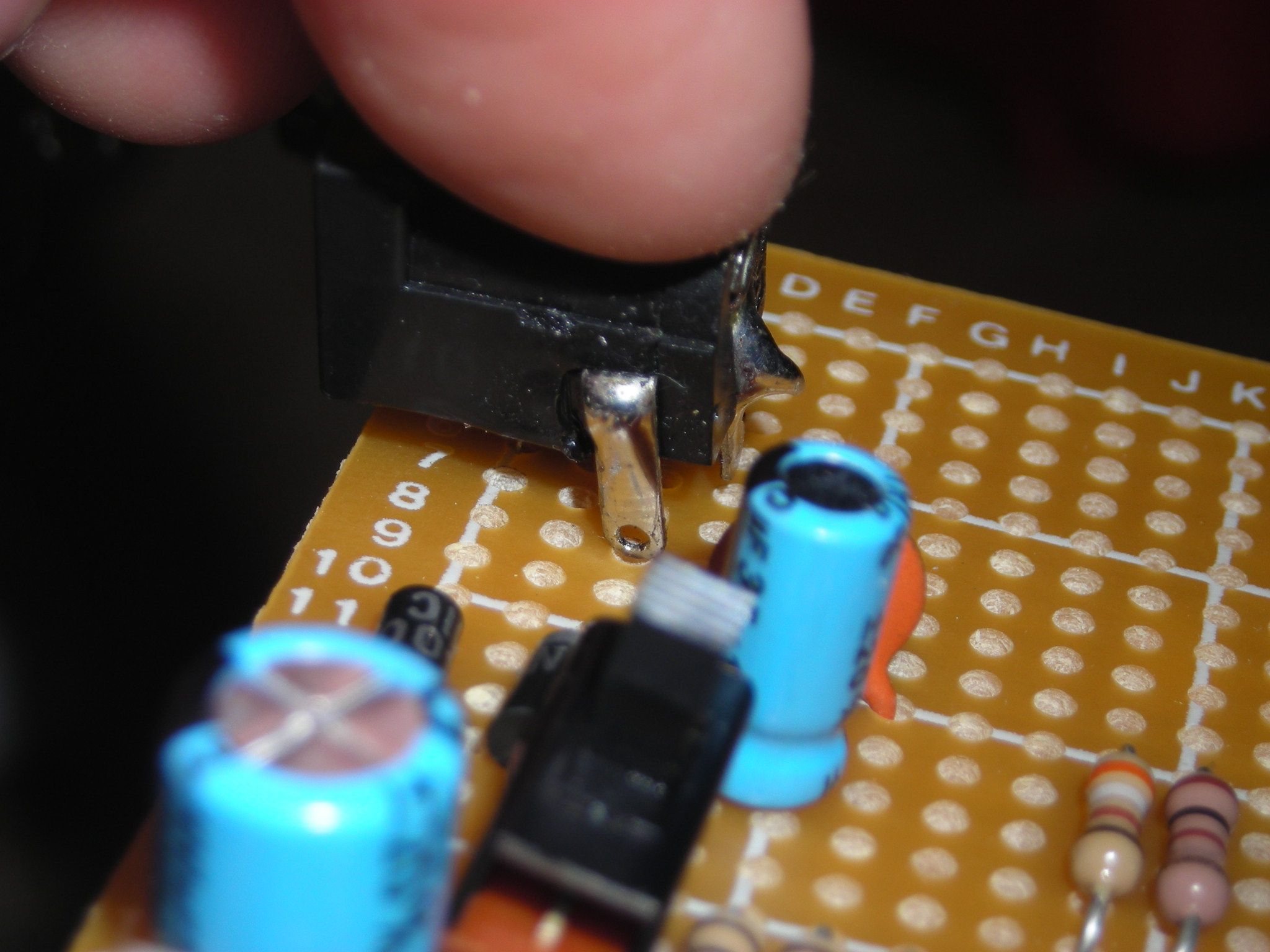 The Radioshack, Adjustable, Breadboard Power Supply. : 21 Steps (with ...