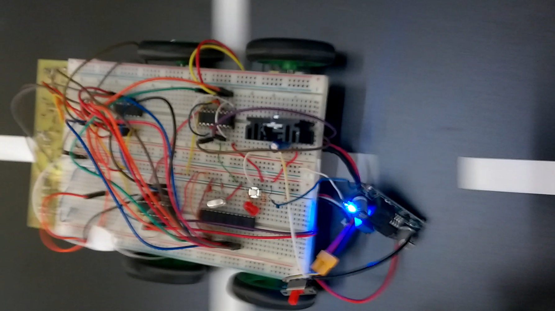 Line Follower Robot With PIC18F : 7 Steps - Instructables
