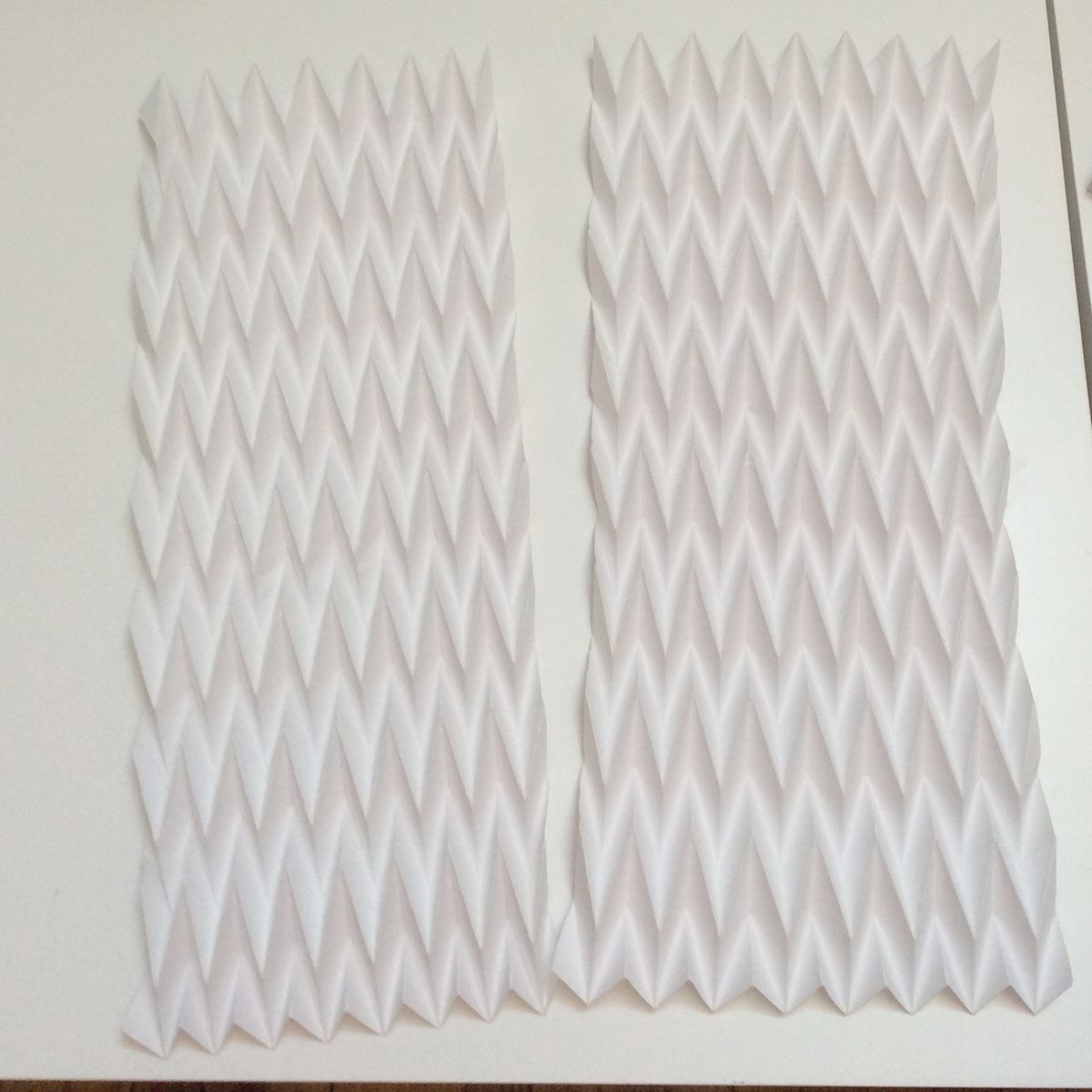 Paper Mold Origami Fabrics 2 - V Grid : 9 Steps - Instructables