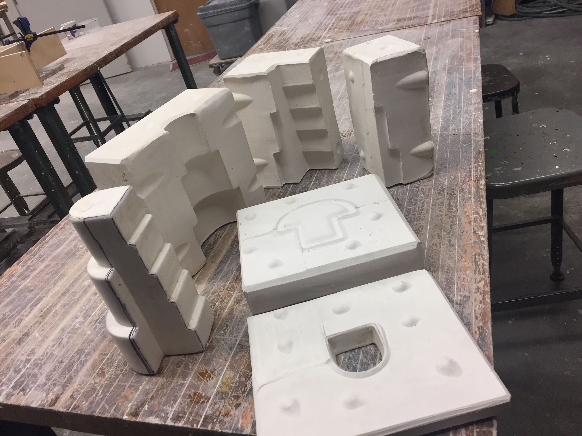 Plaster Molds for Slipcasting : 7 Steps (with Pictures) - Instructables