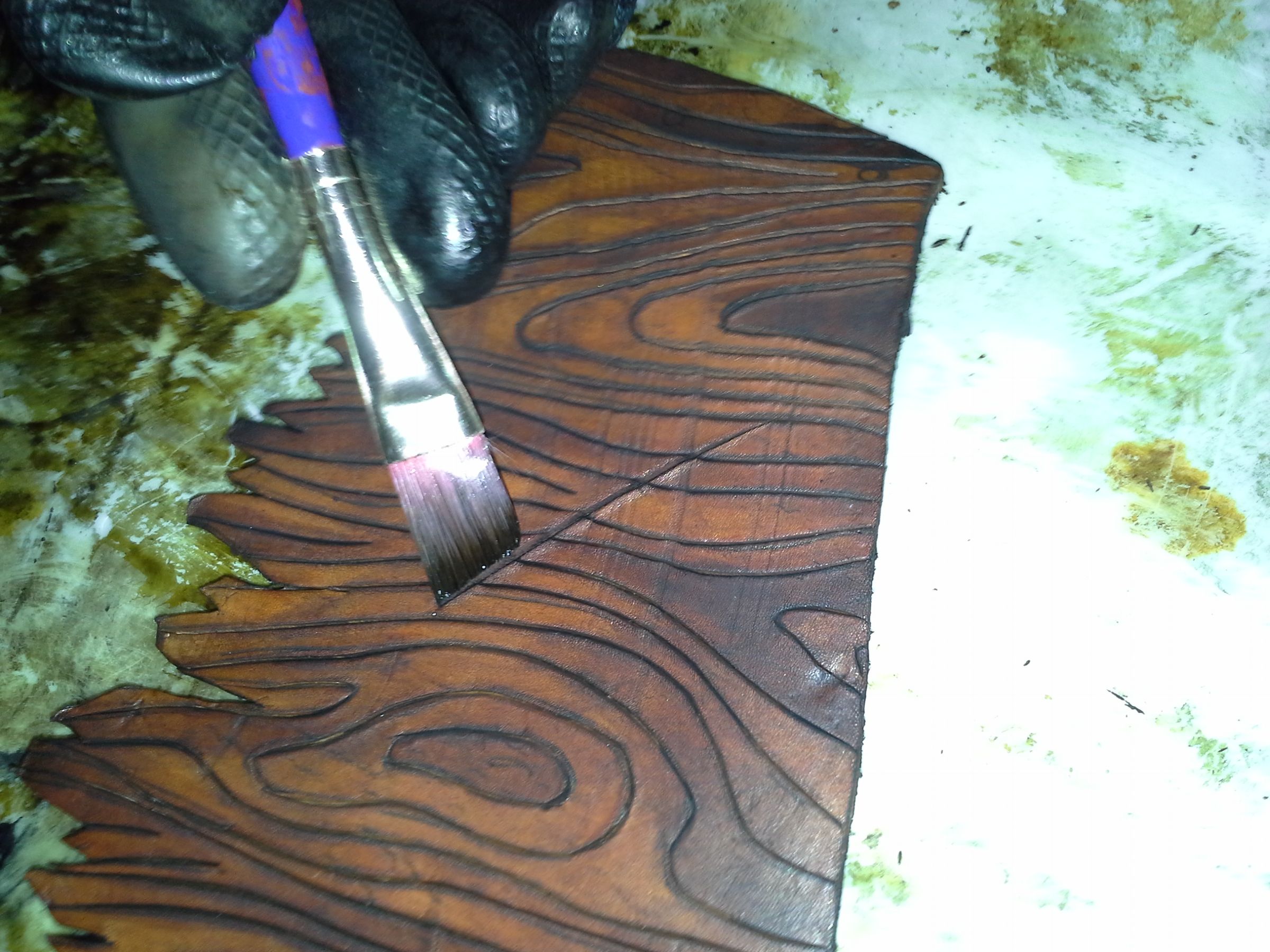 Wood Texture Leather Bracer Tutorial : 6 Steps (with Pictures ...