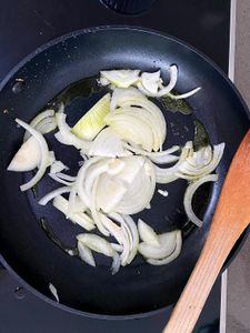 How to Make Shakshuka : 13 Steps (with Pictures) - Instructables