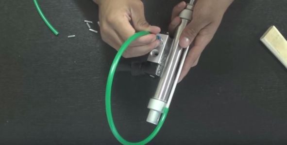 How to Make a Pneumatic Air Gun : 7 Steps (with Pictures) - Instructables