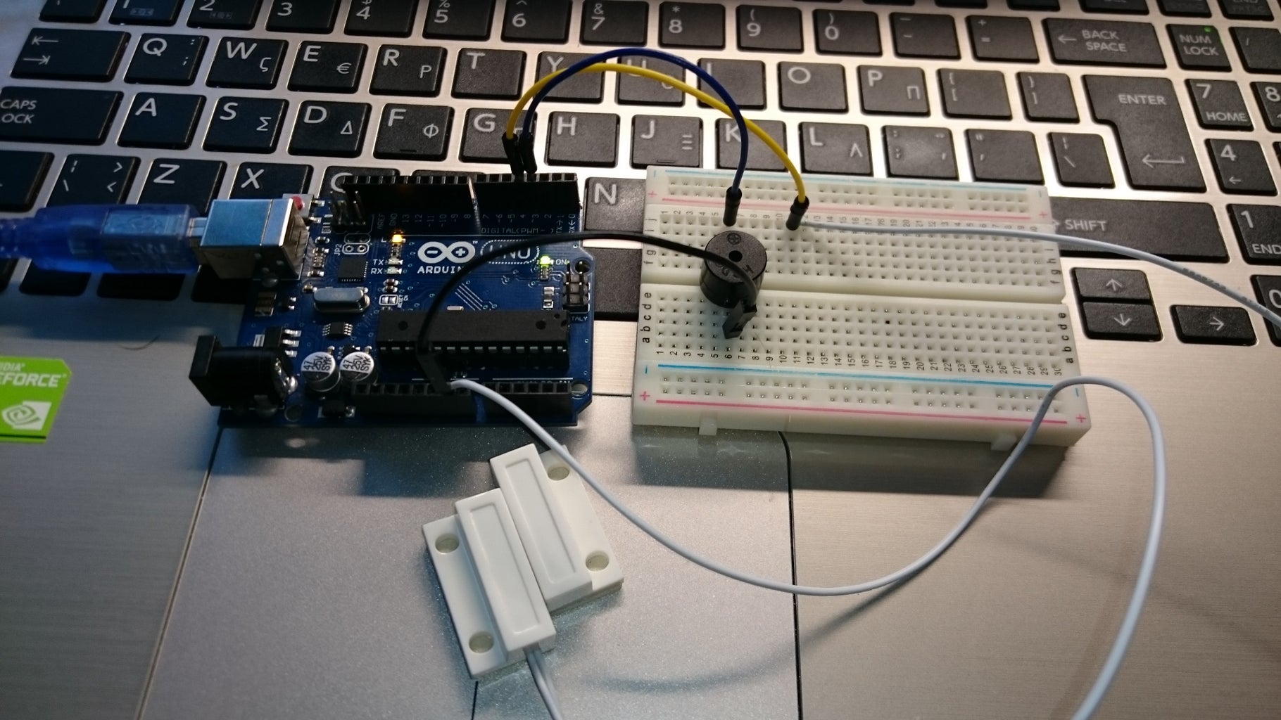 How To Use A Magnetic Door Switch Sensor With Arduino 4 Steps