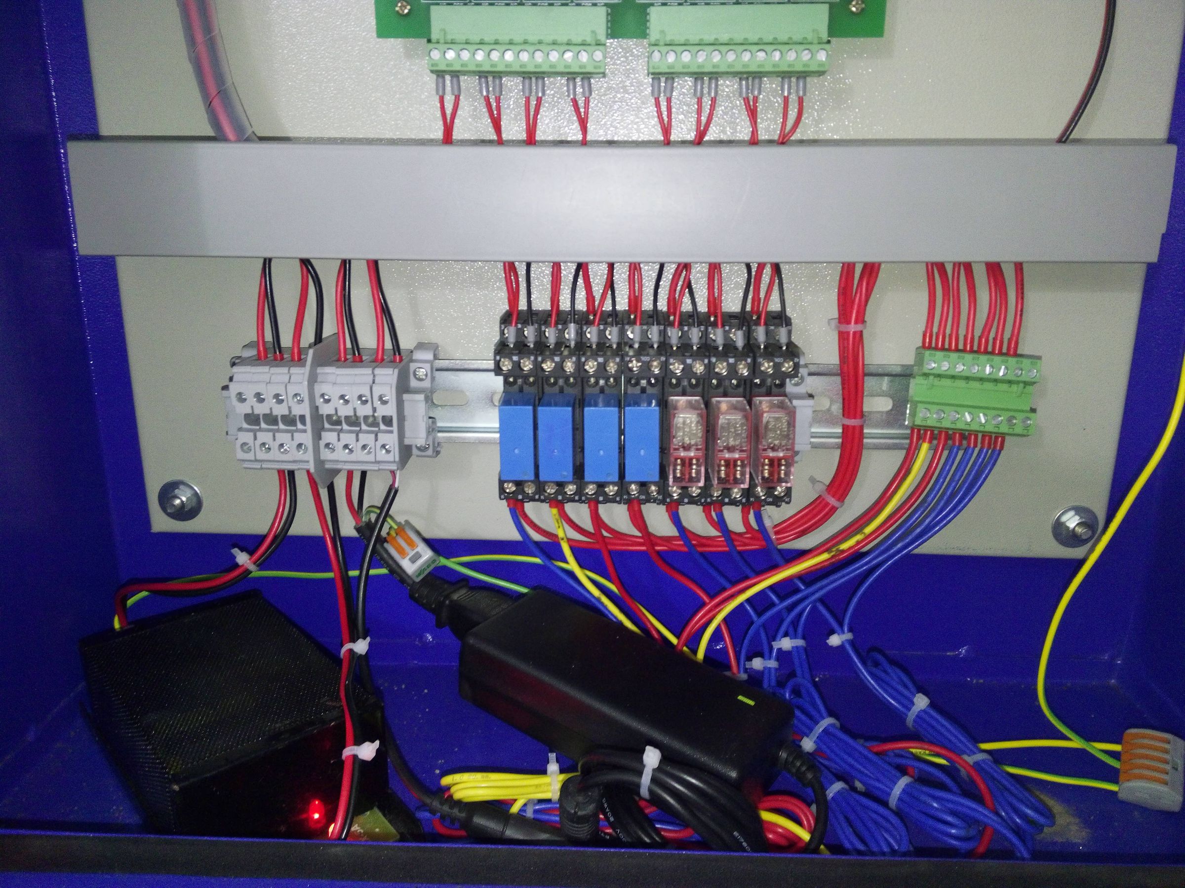 The Complete Smart Home : 9 Steps - Instructables