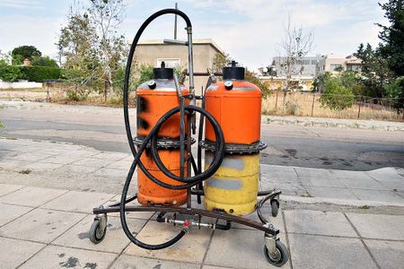 DIY Sandblaster : 4 Steps (with Pictures) - Instructables