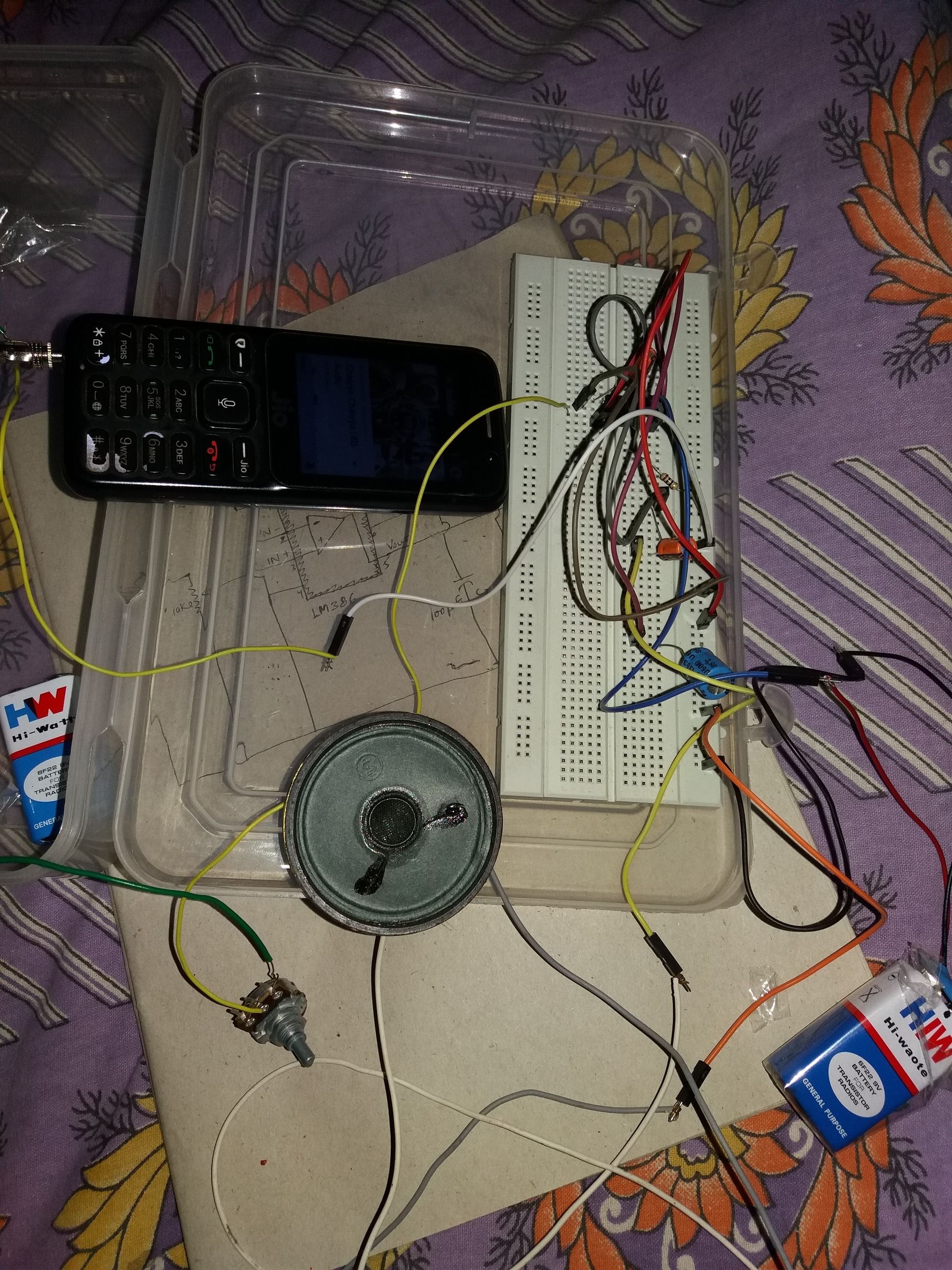 LET'S MAKE a PORTABLE SPEAKER ON a BREADBOARD : 10 Steps (with Pictures) - Instructables