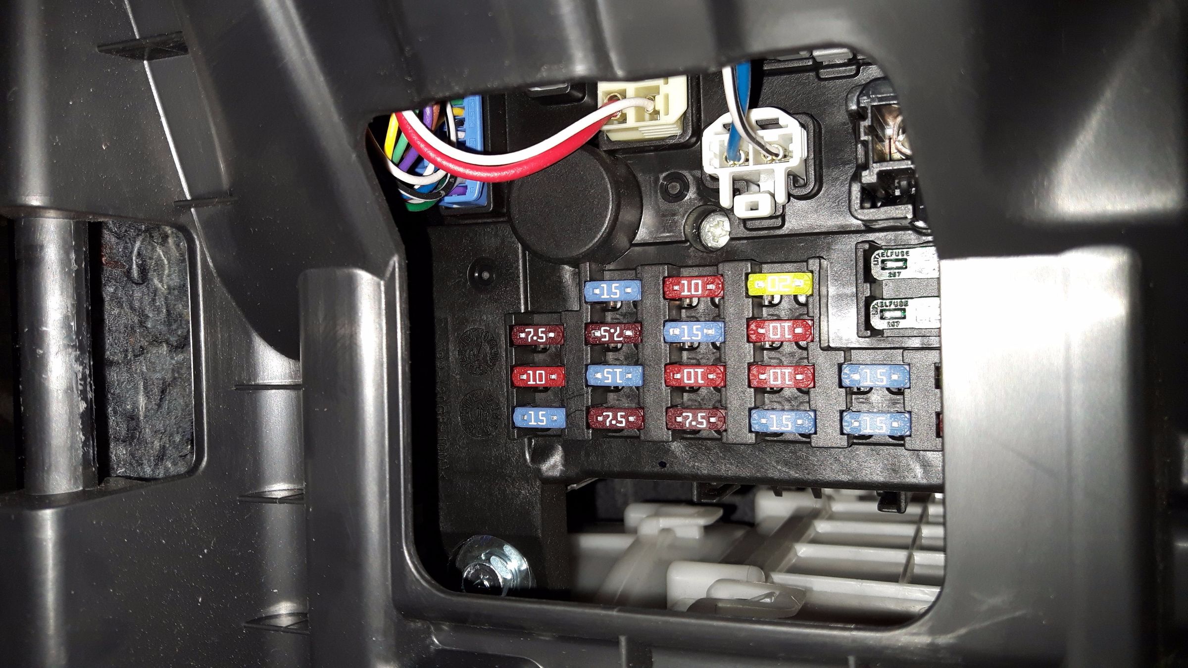 Permanent 12V Supply for Car Accessory : 6 Steps (with Pictures ...