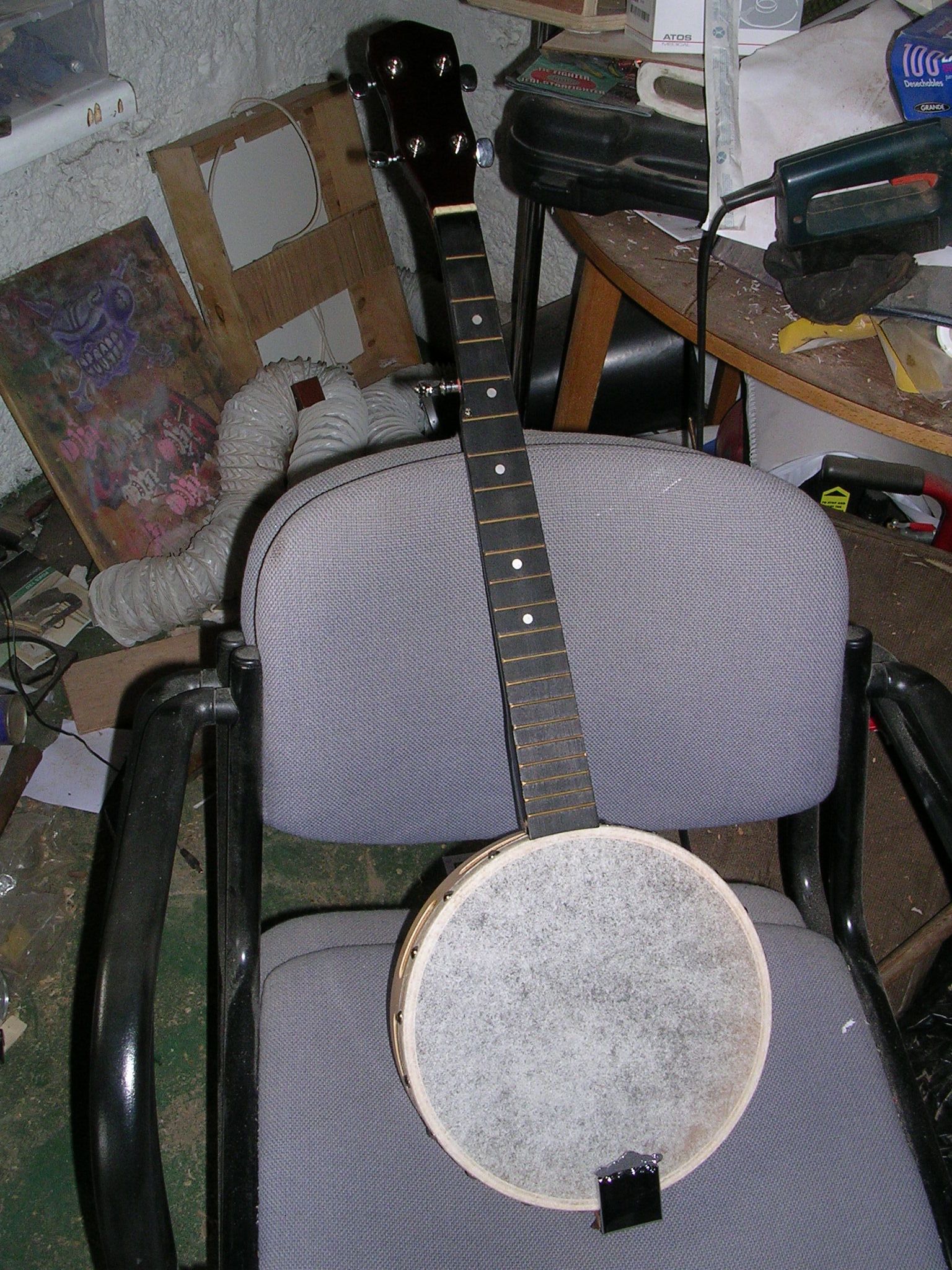 Home Made 5 String Banjo, Low Budget Built From Parts and Some Scrap ...