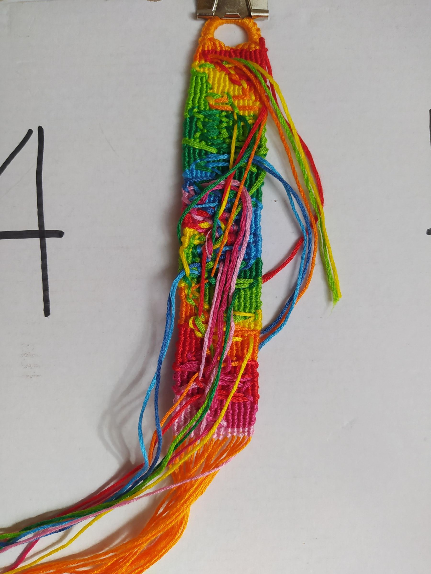 Alpha Pattern Macrame Bracelet: Spiral Tie Dye : 18 Steps (with ...