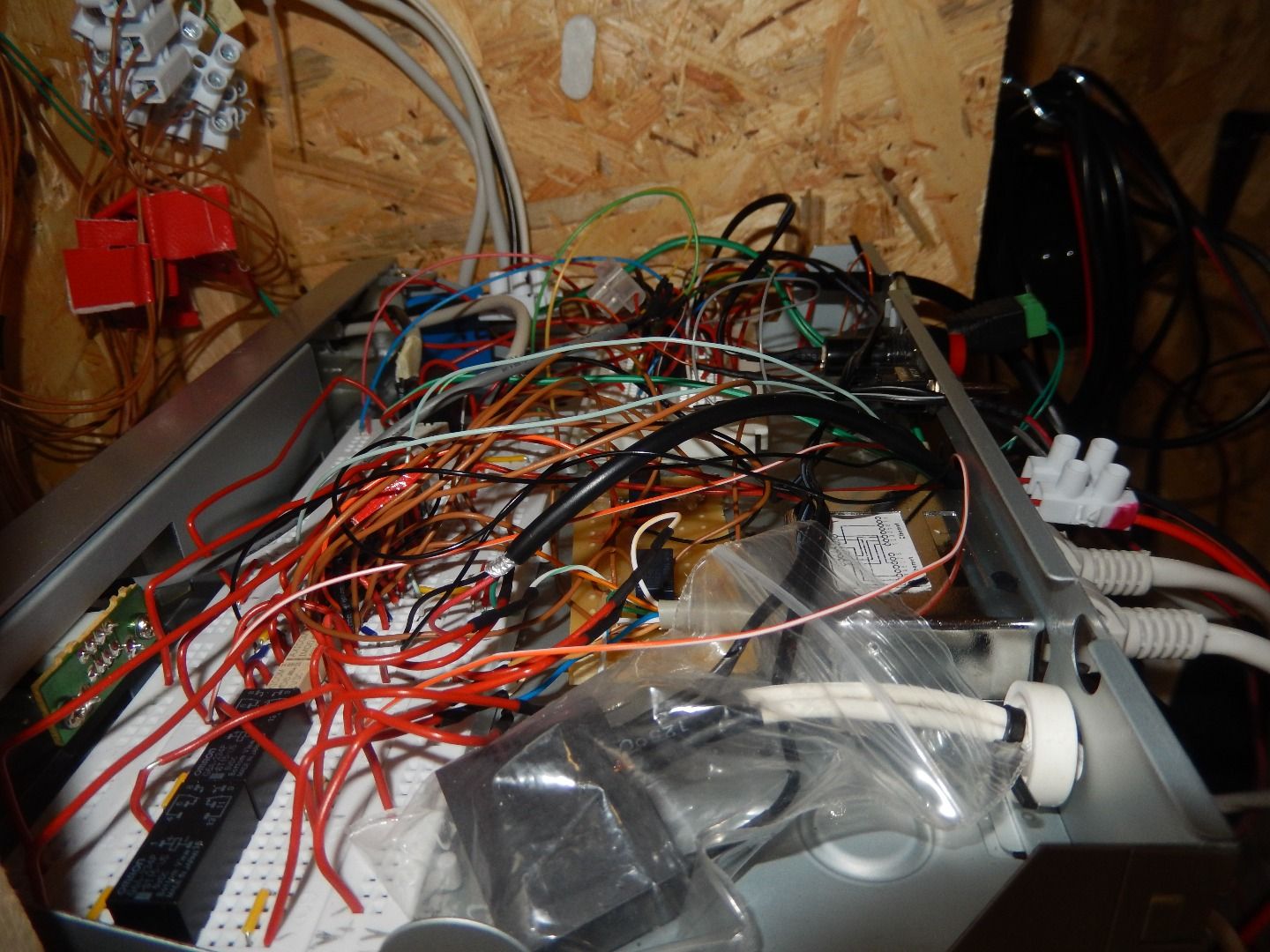 DIY CLAW MACHINE : 7 Steps (with Pictures) - Instructables