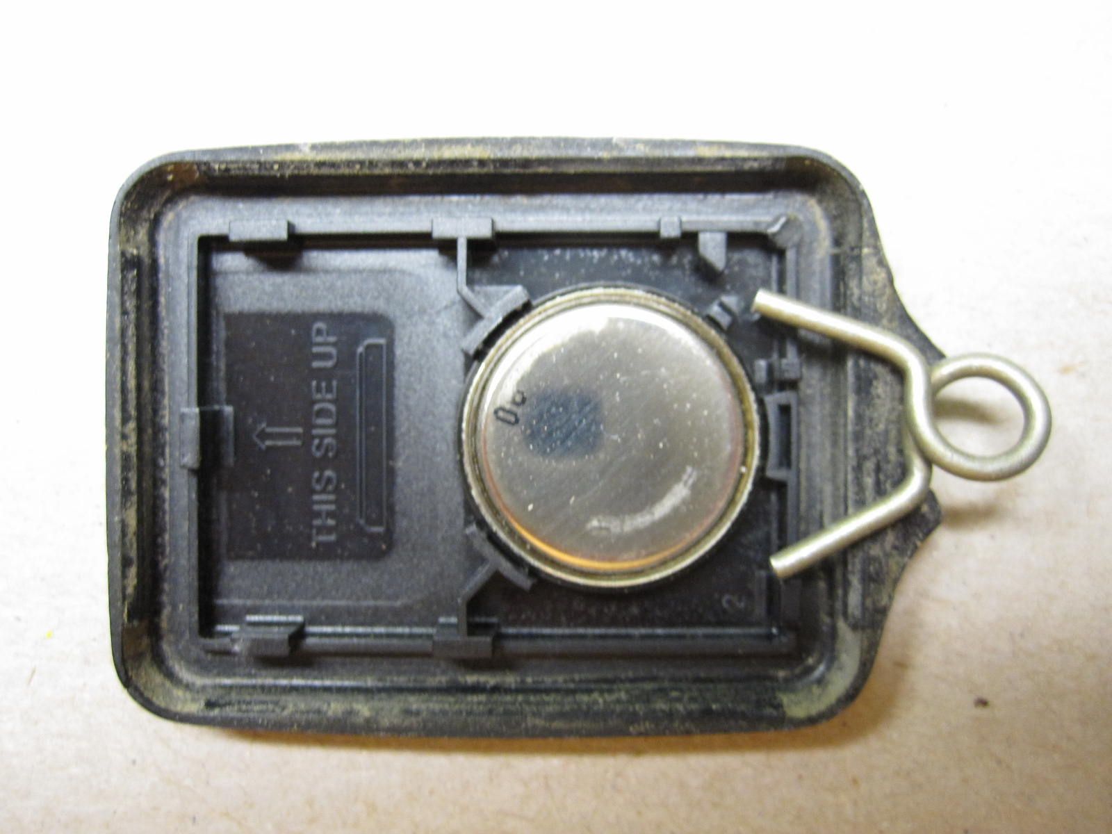 Repair a Broken Key Attachment on a Remote Entry Keyfob : 10 Steps ...