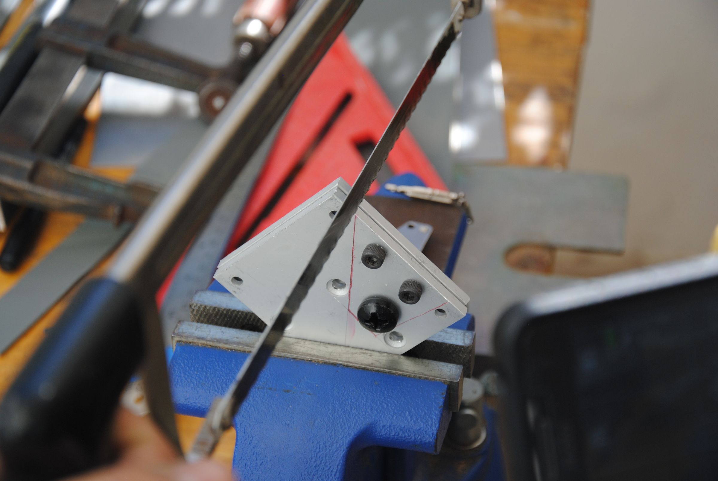 DIY Bike Rear Rack With a MAGNETIC U-lock Mount! (no Welding) : 16 ...