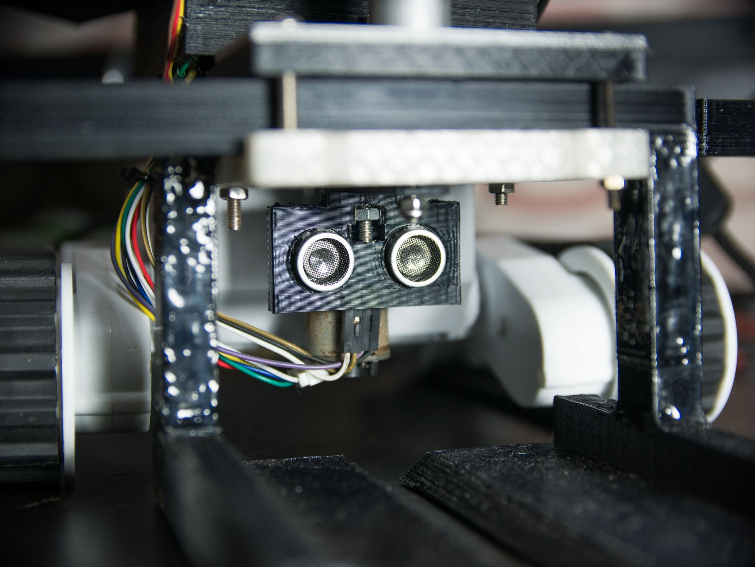 Personal Assistant Robot (Finds Objects and Follows You) Ft. Raspberry ...